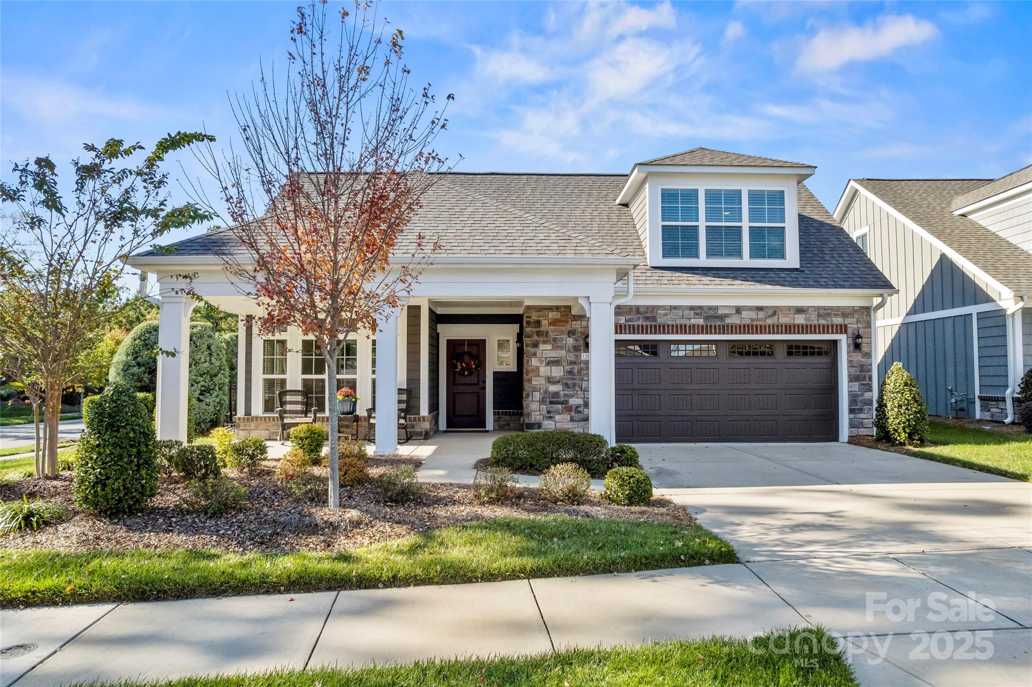 12005 Grove Crossing Drive22, Huntersville, NC