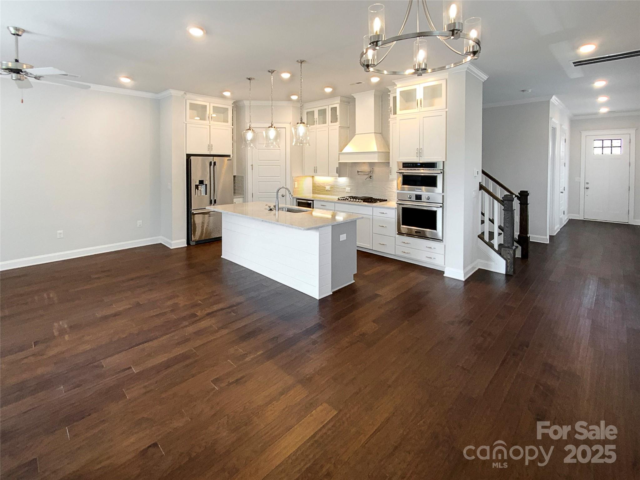 Photo 3 of 11005 Cobb Creek Court, Charlotte, NC