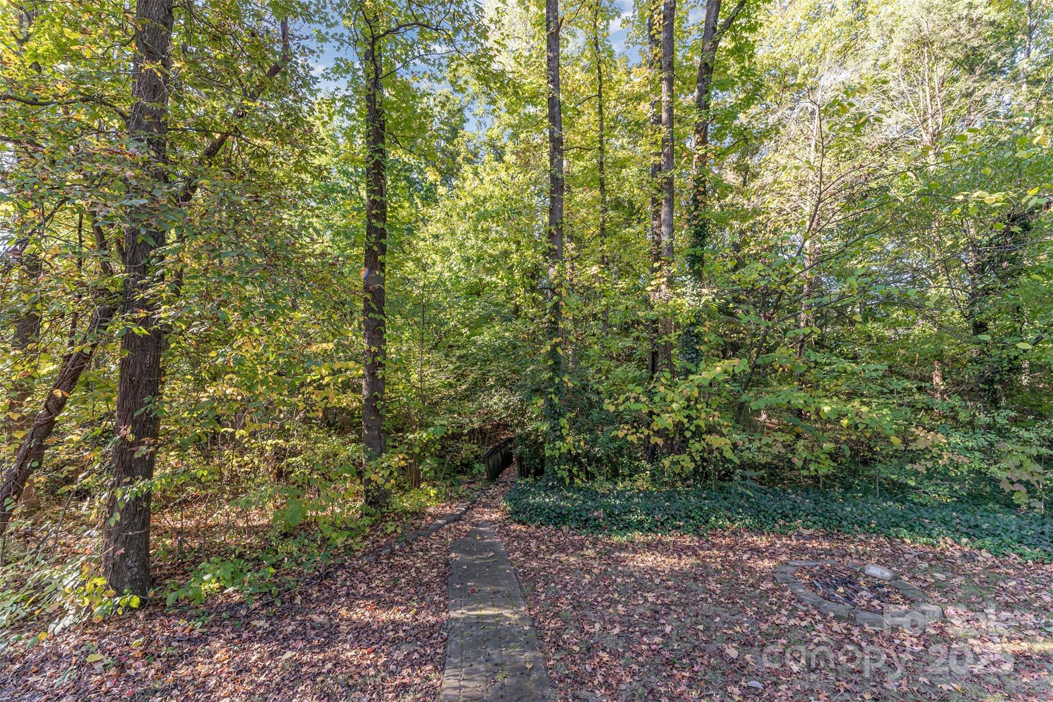 Photo 31 of 2319 Oak Leigh Drive, Charlotte, NC