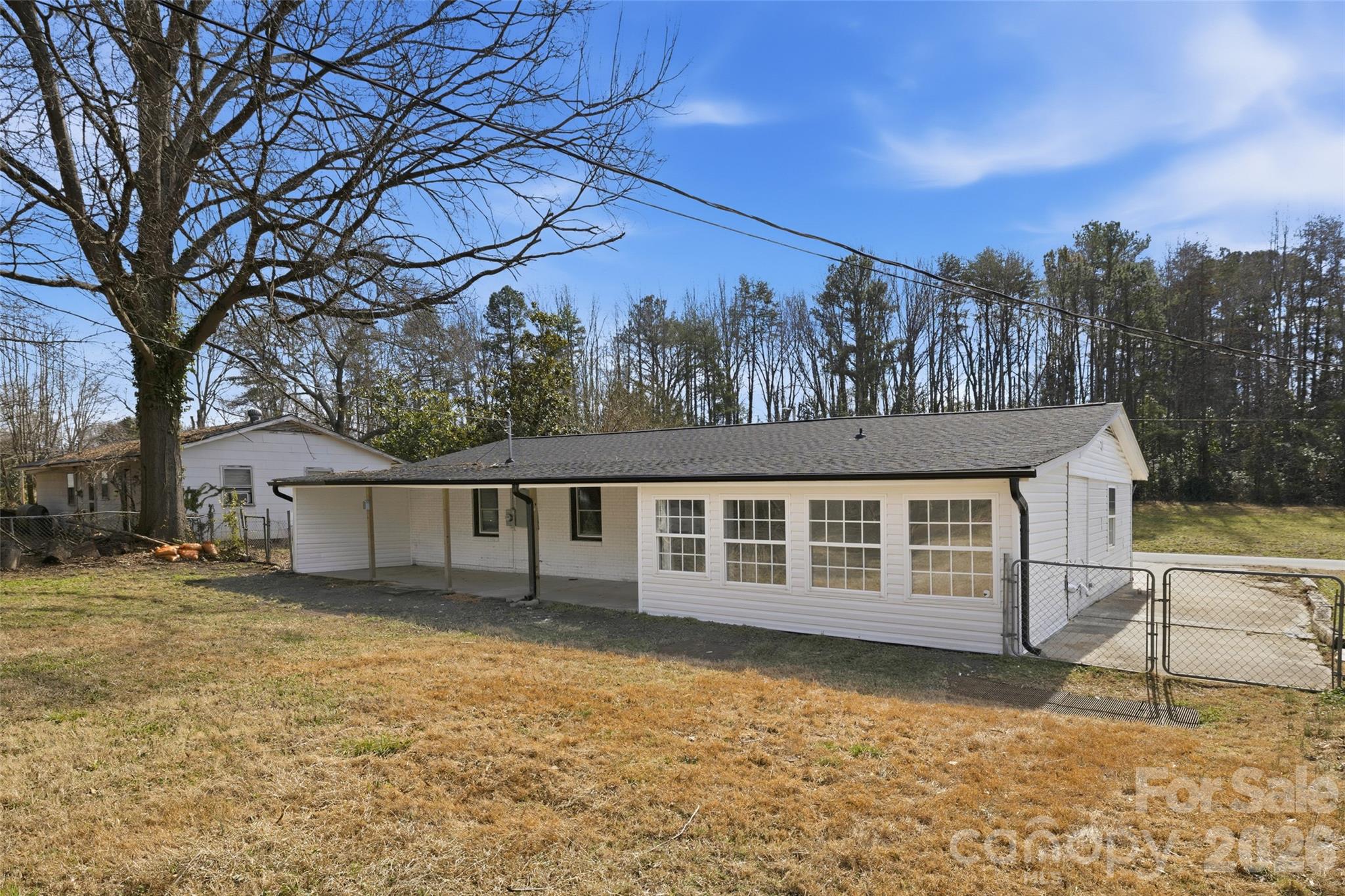 Home for sale at 504 Bridges Drive, Kings Mountain, NC — photo 31 of 36
