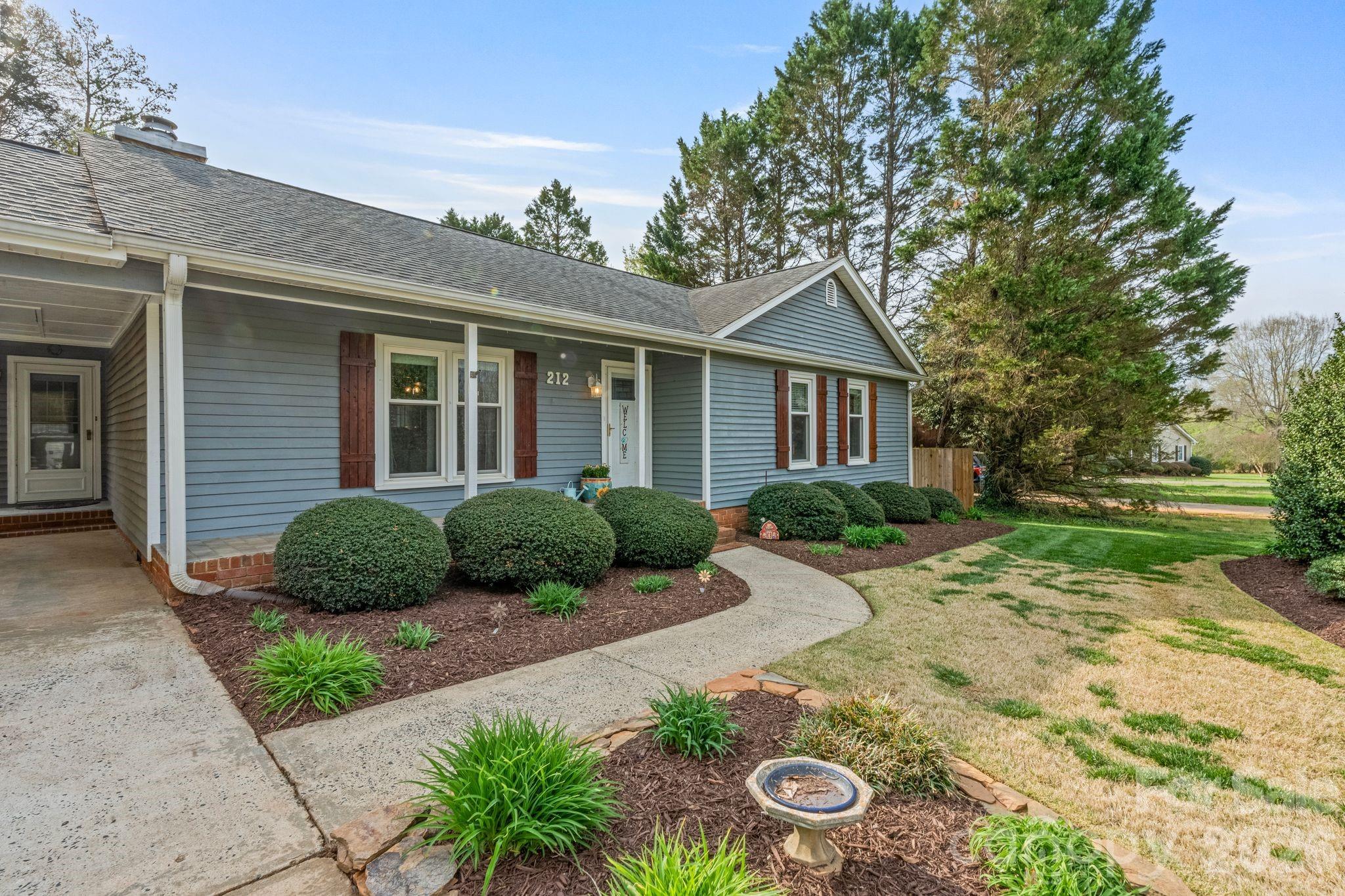 Photo 2 of 212 Woody Court, Gastonia, NC