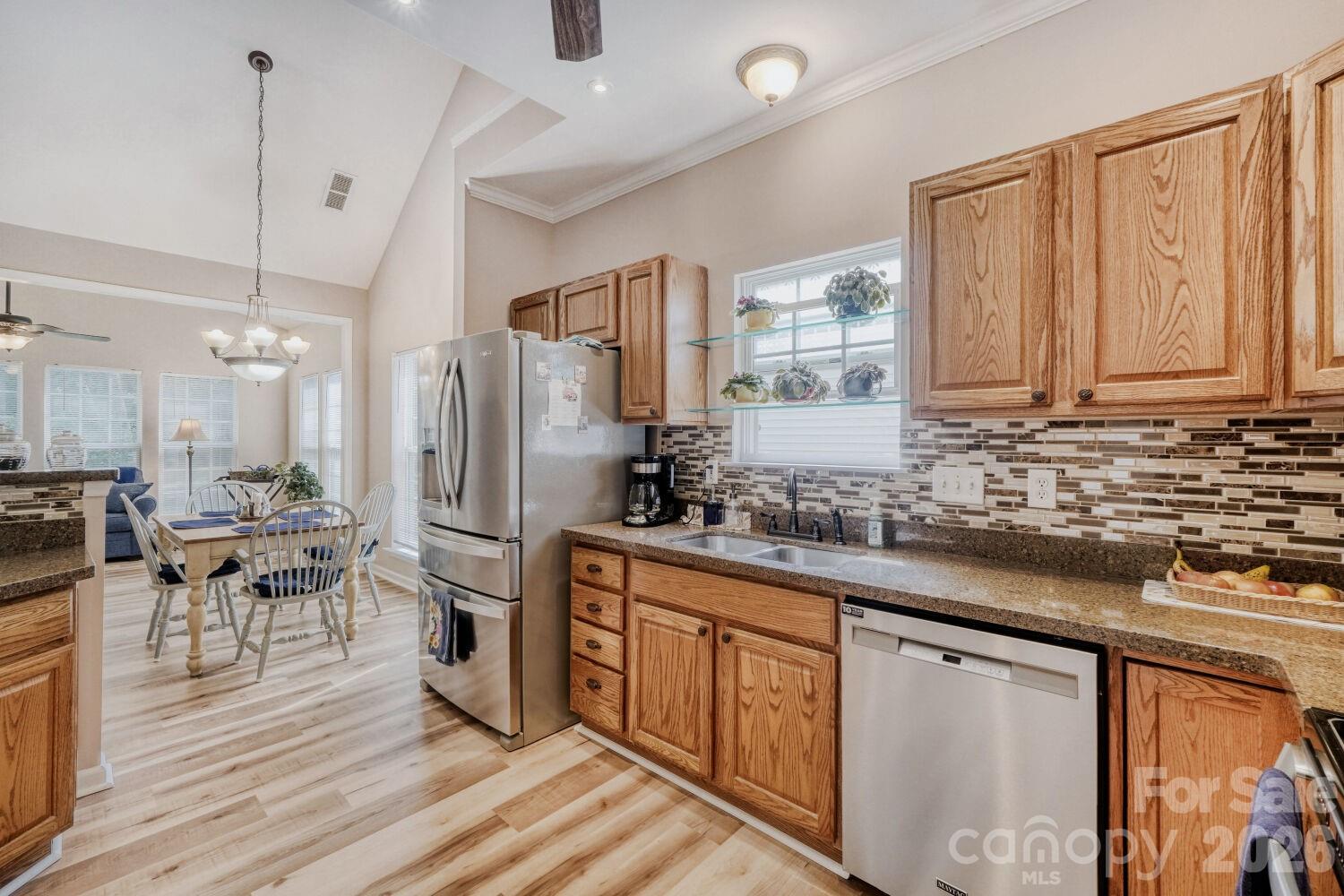 Photo 9 of 11718 Planters Estates Drive, Charlotte, NC