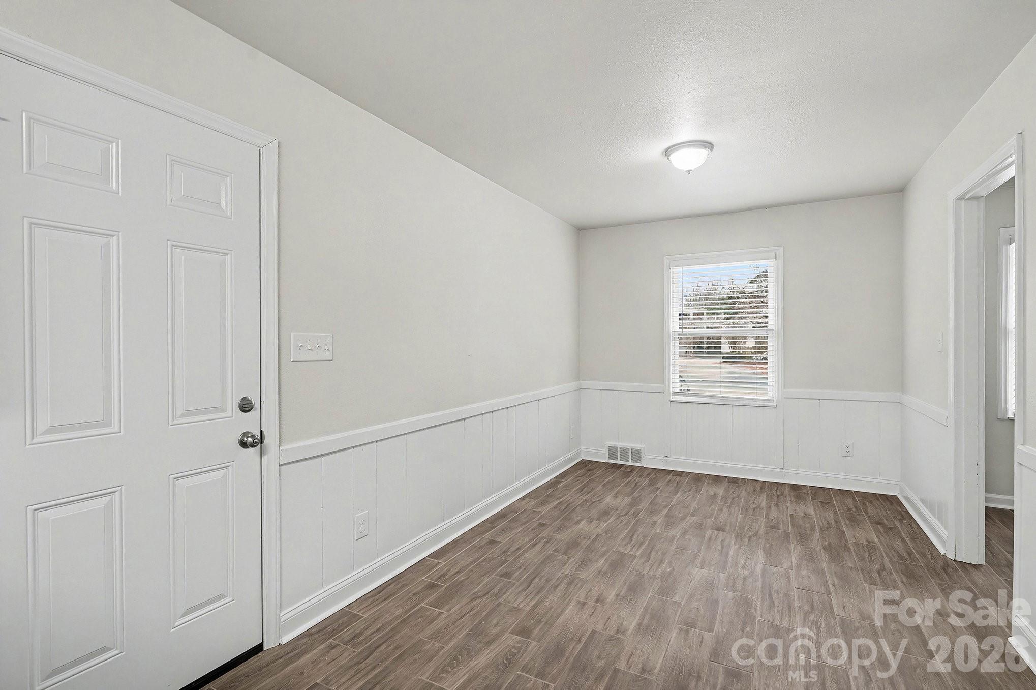 3431 Shamrock Drive, Charlotte, NC - photo 14 of 27