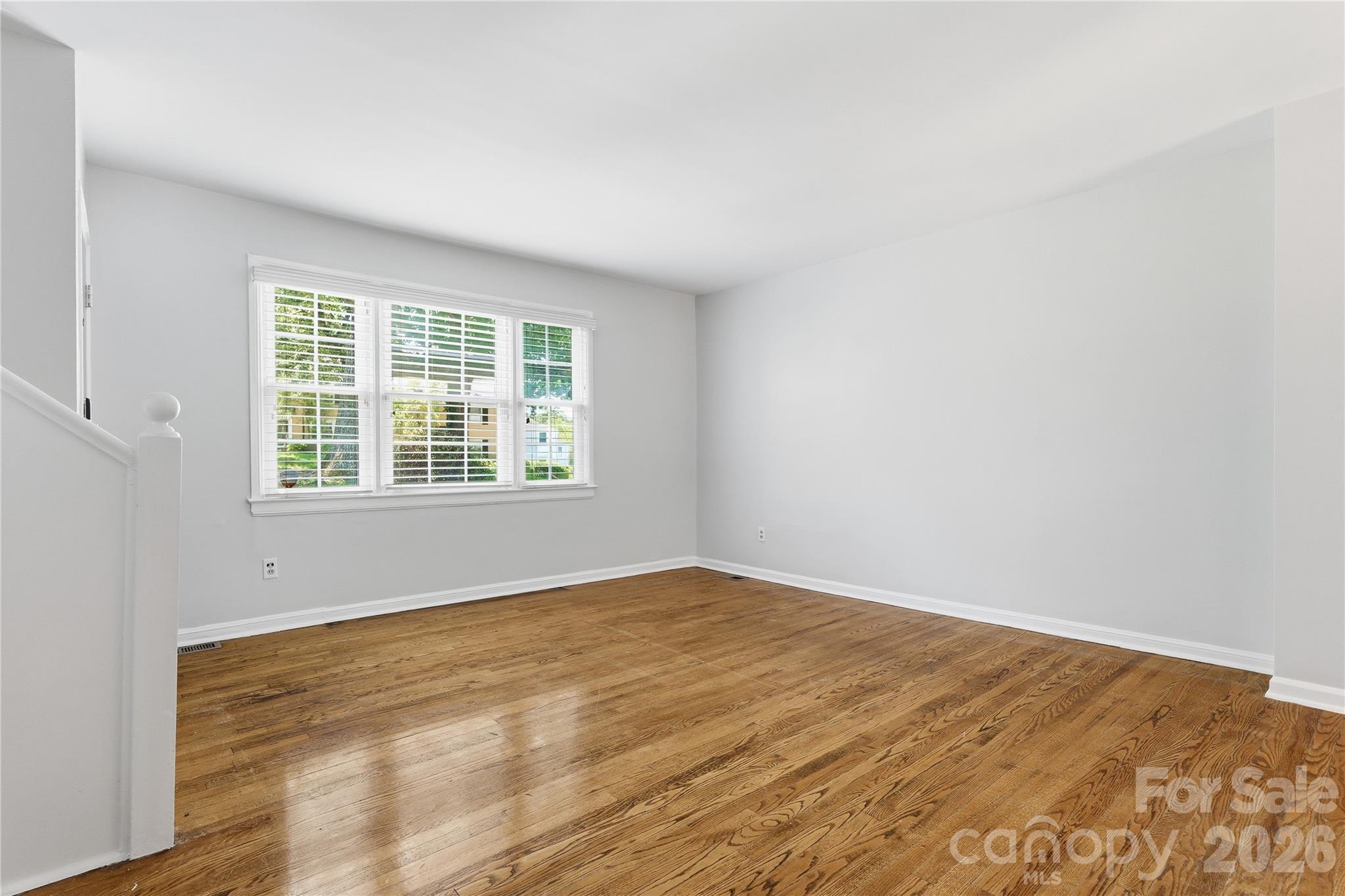 Photo 6 of 525 Wakefield Drive, Charlotte, NC