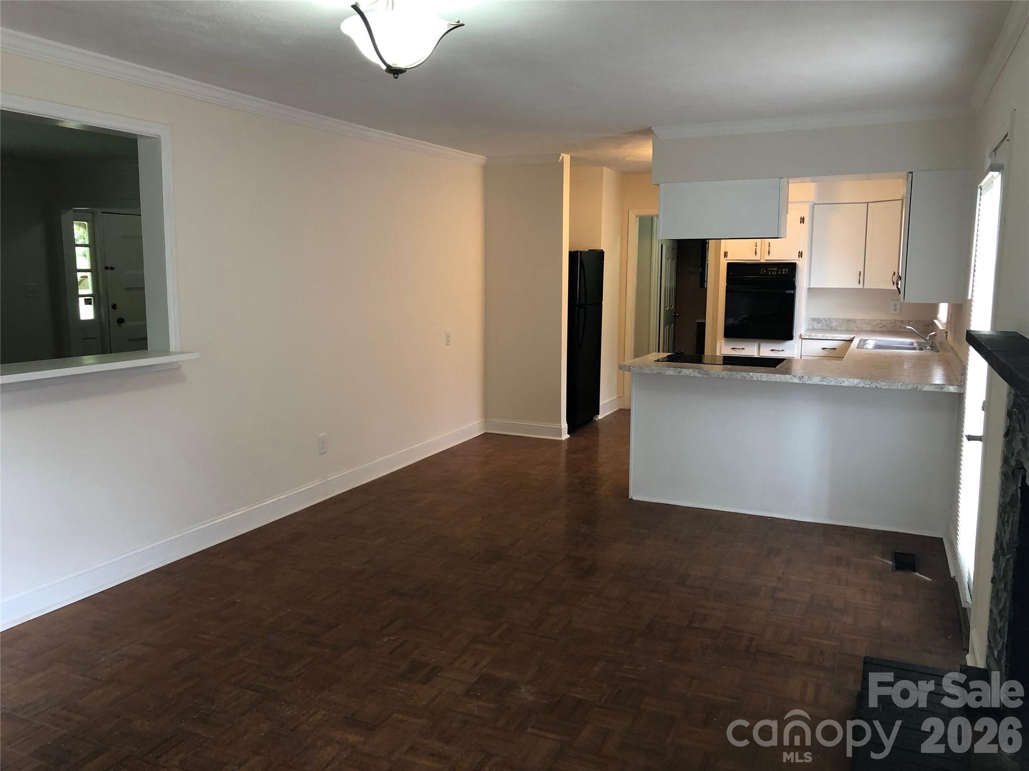 Photo 8 of 128 Woodlynn Drive, Charlotte, NC