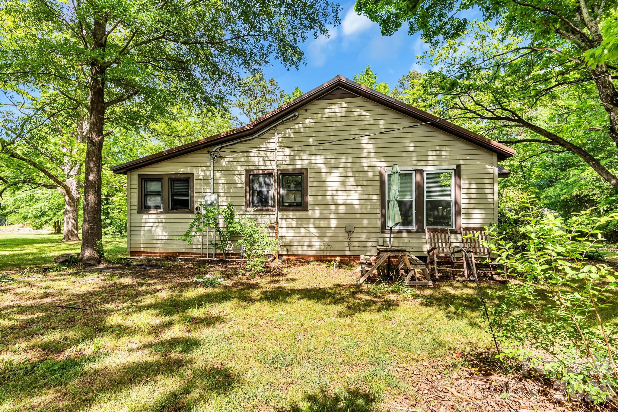 Photo 4 of 3240 W Innes Street, Salisbury, NC