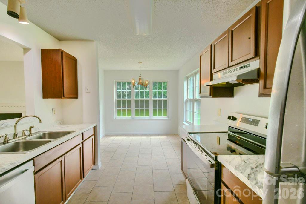 Photo 11 of 3510 Tracy Glenn Court, Charlotte, NC