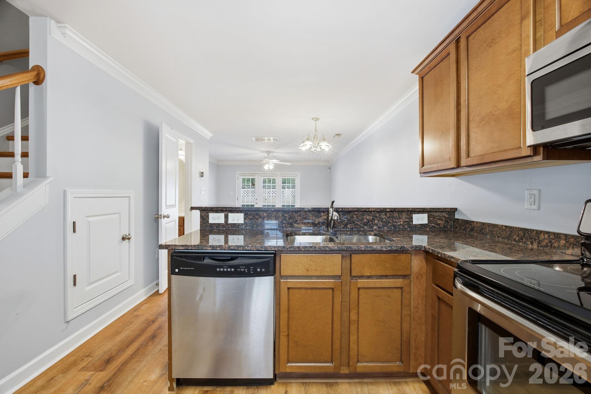 Photo 7 of 1215 Green Oaks LaneI, Charlotte, NC