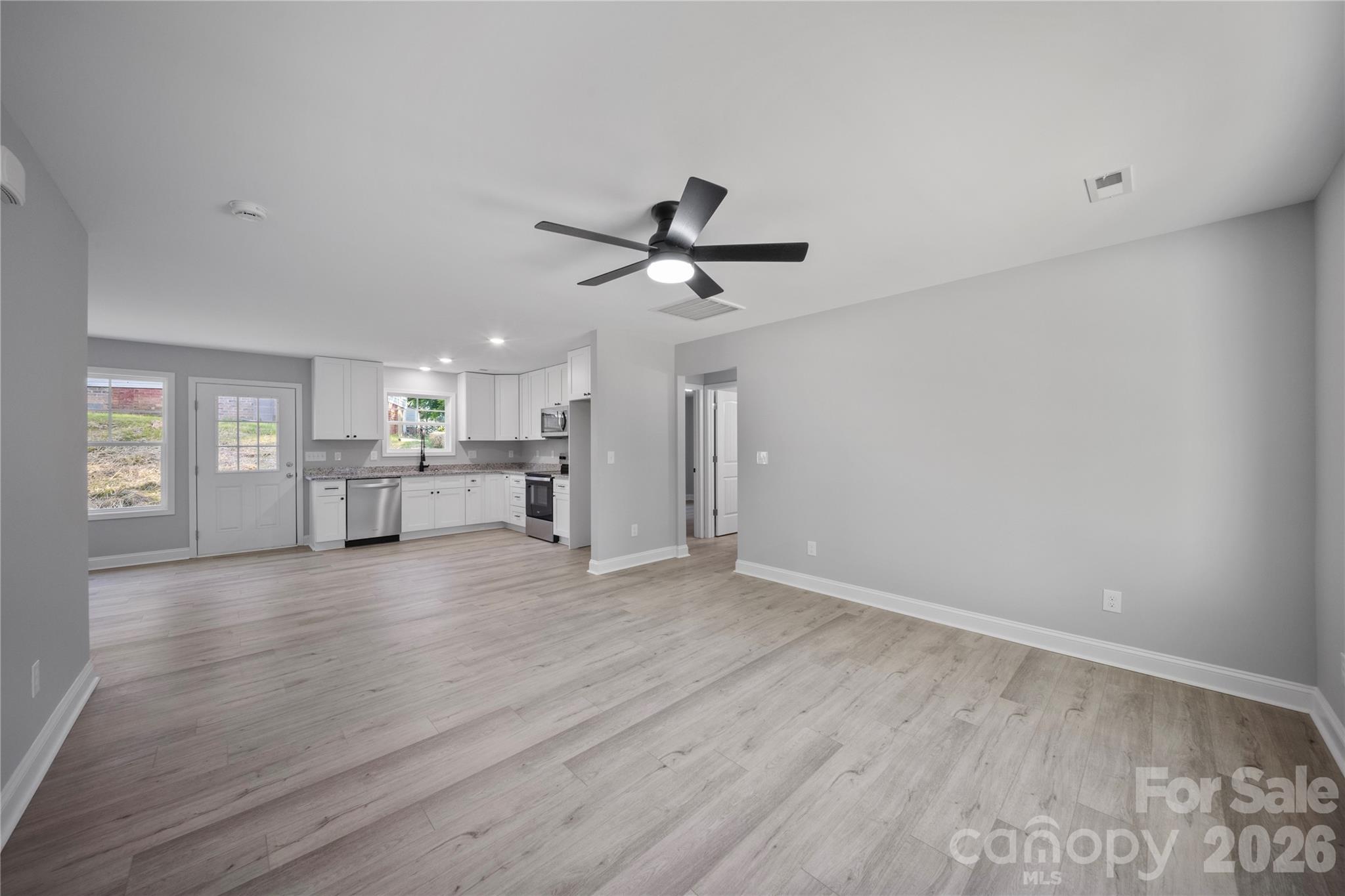 303 W 9th Street, Kannapolis, NC - photo 3 of 21