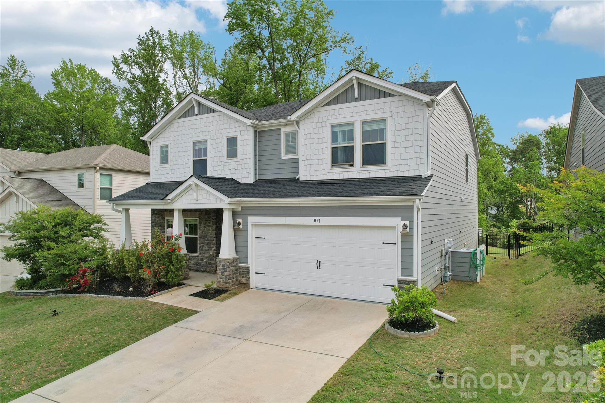 Photo 2 of 1071 Amberley Crossing Drive, Belmont, NC