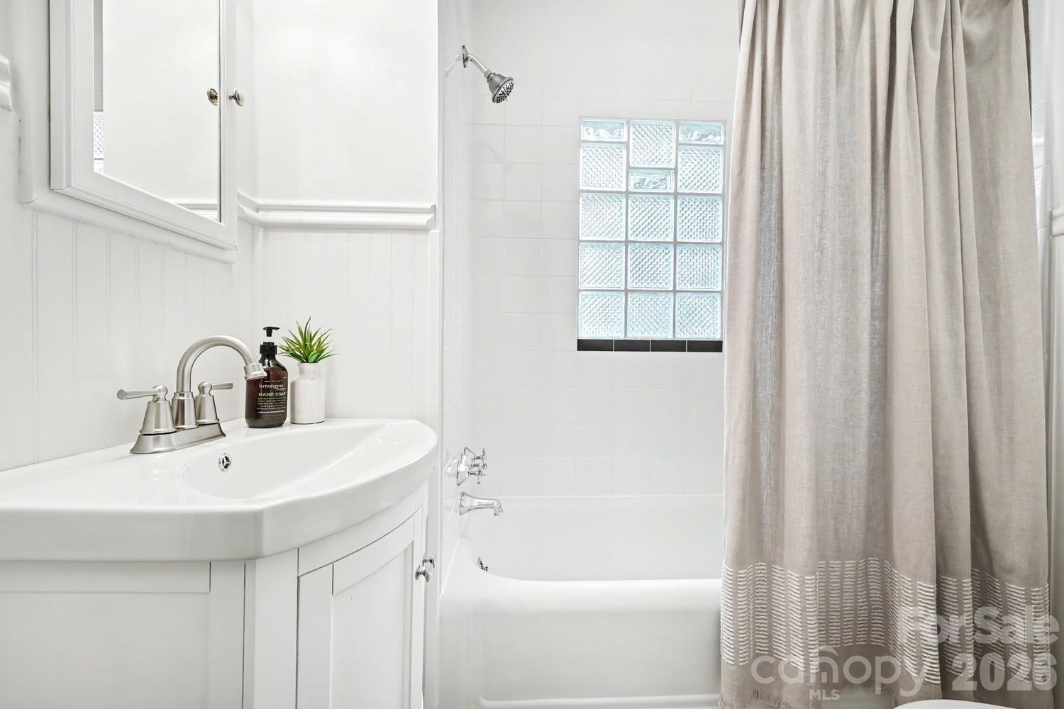 Photo 19 of 1012 E 35th Street, Charlotte, NC