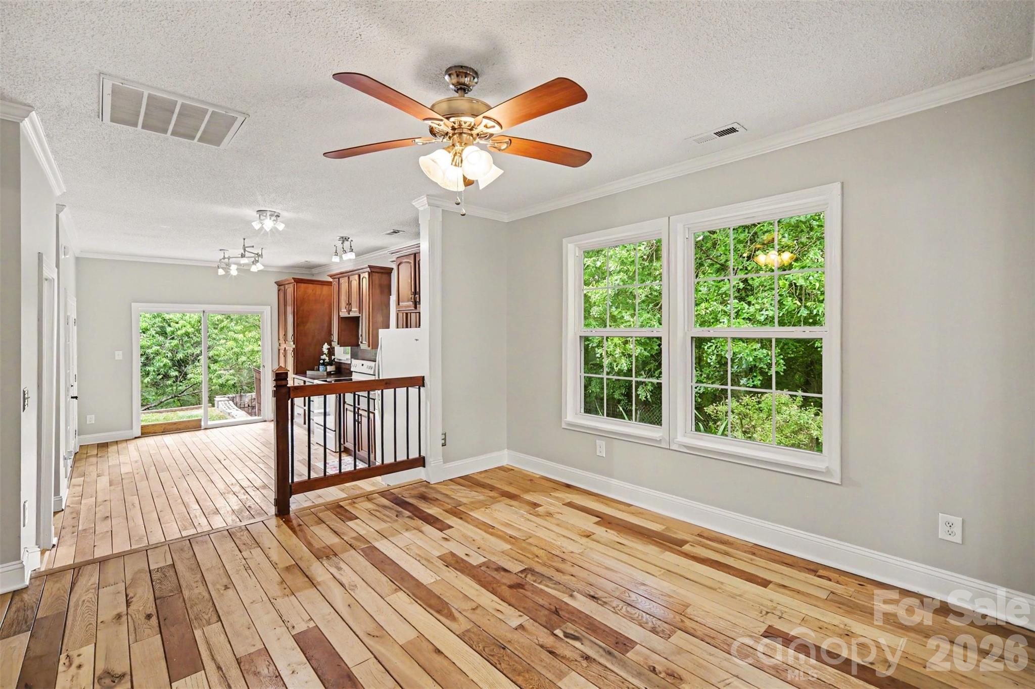 313 Oakland Avenue, Belmont, NC - photo 6 of 28