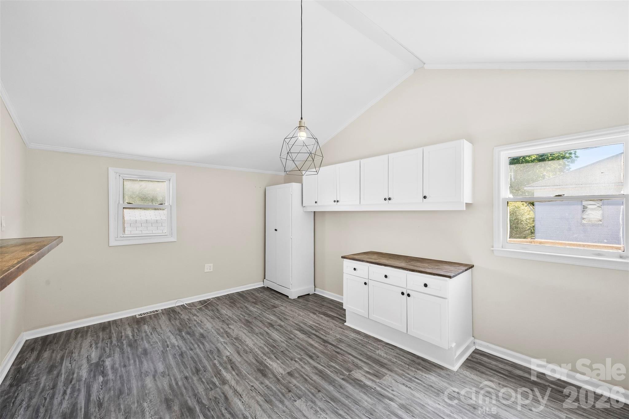 Photo 4 of 709 A Street, Bessemer City, NC