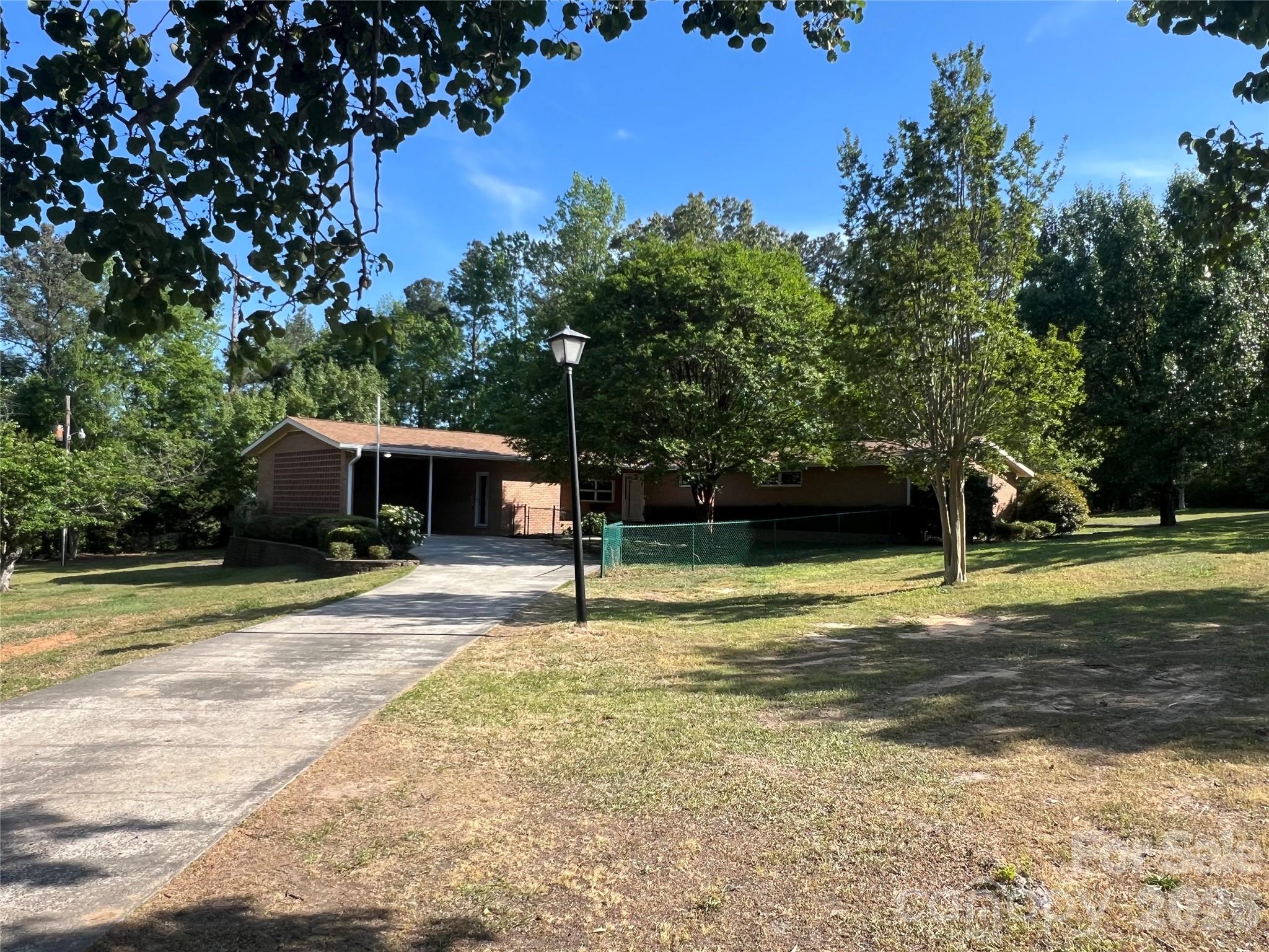 280 Raintree Road, Great Falls, SC - photo 1 of 43