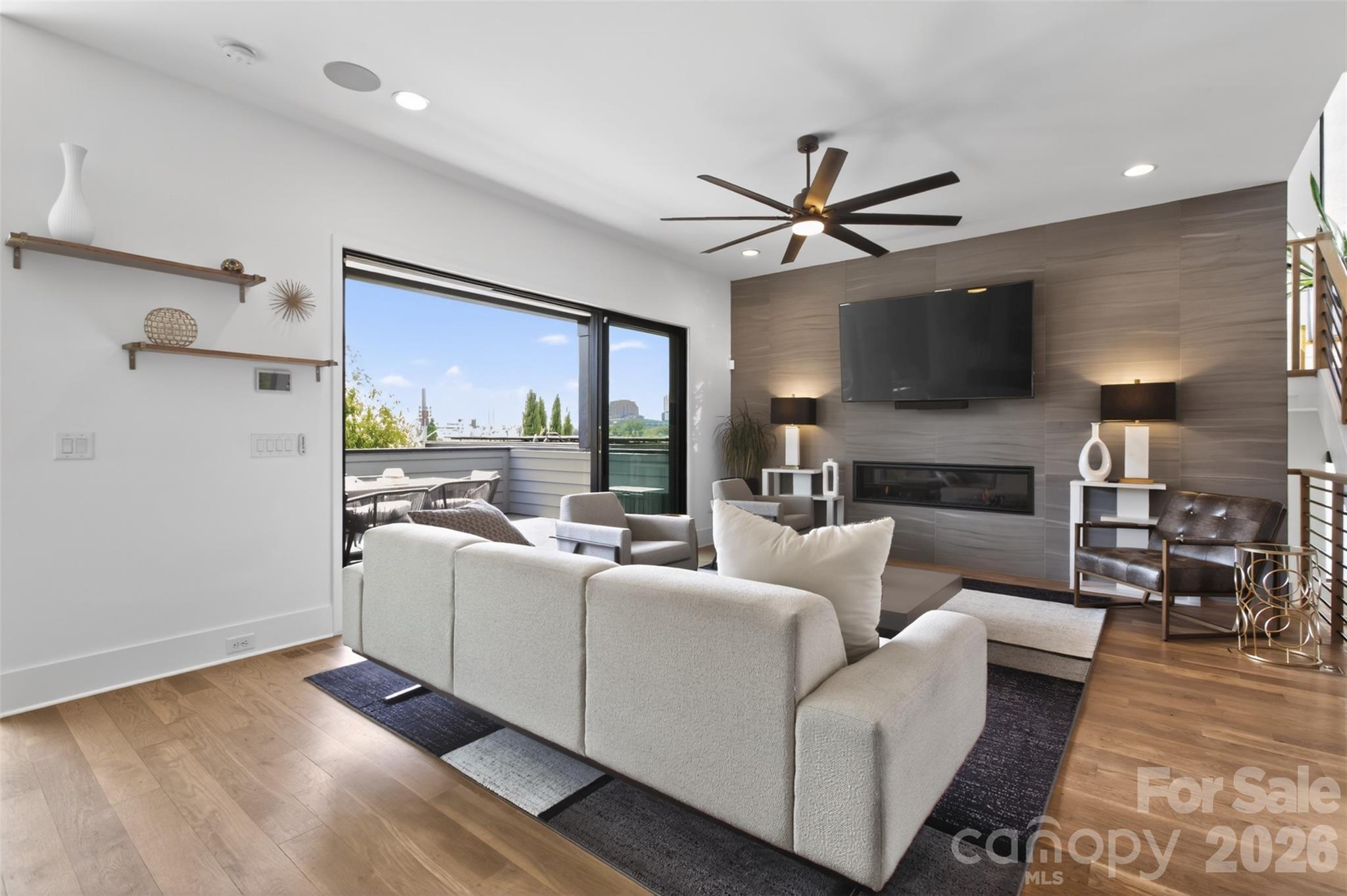 308 Frazier Avenue, Charlotte, NC - photo 8 of 47
