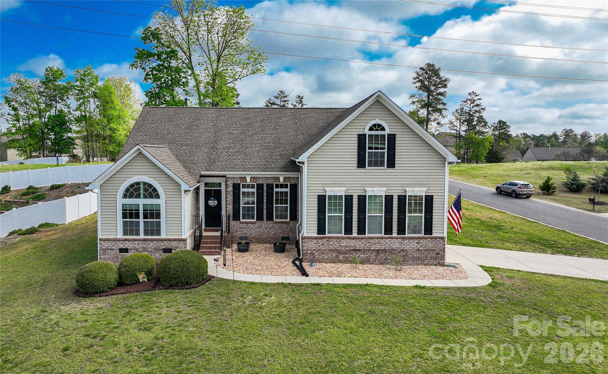4851 Summerside Drive, Lake Wylie, SC - photo 1 of 39