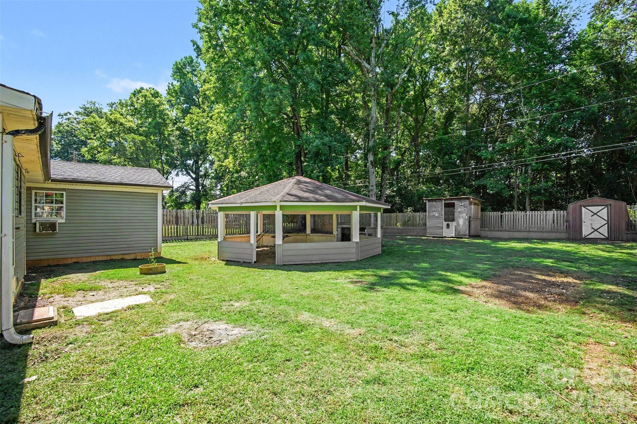 Photo 25 of 1101 Choyce Avenue, Charlotte, NC