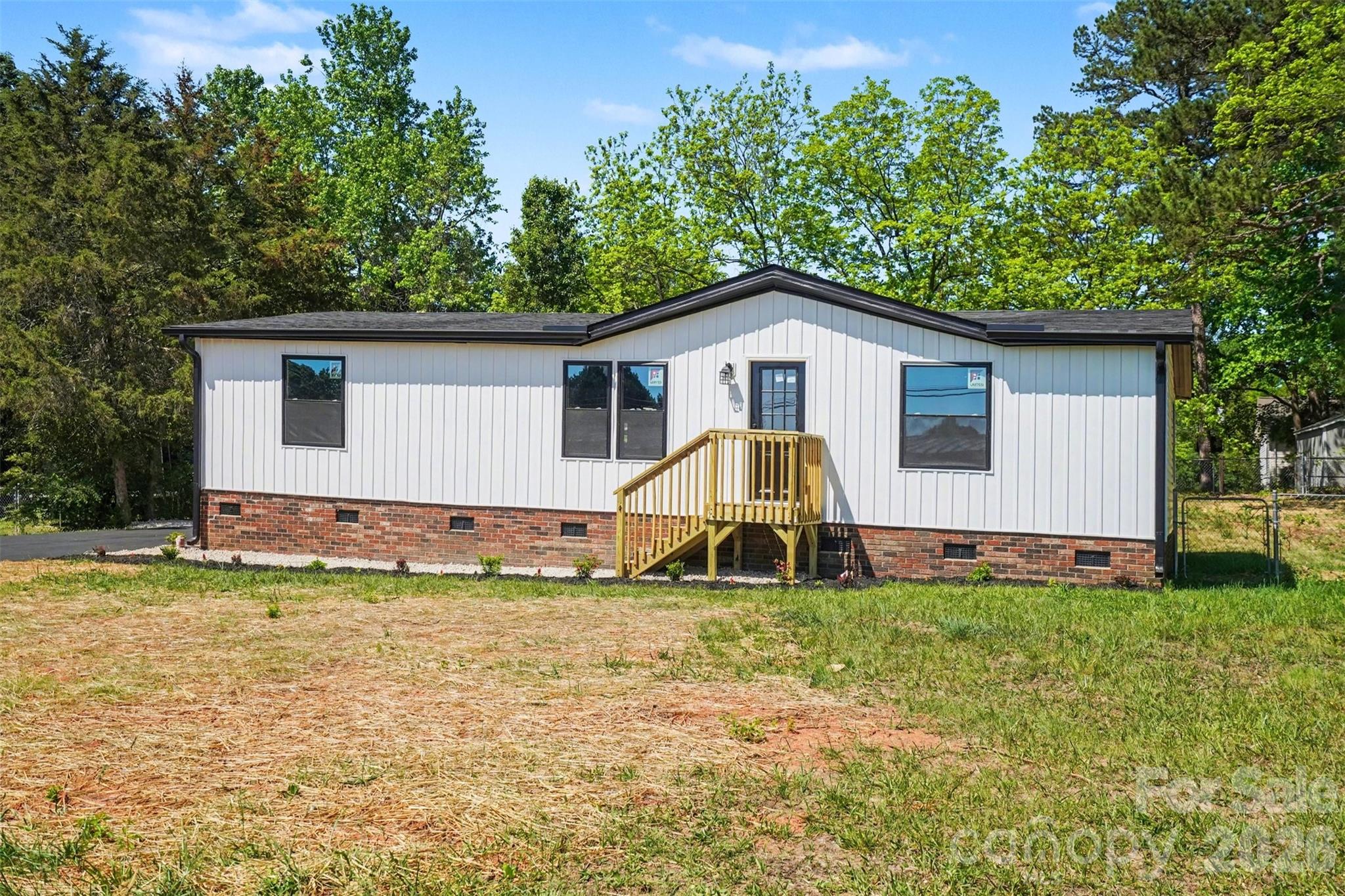 212 S Upright Street, Landis, NC - photo 2 of 29