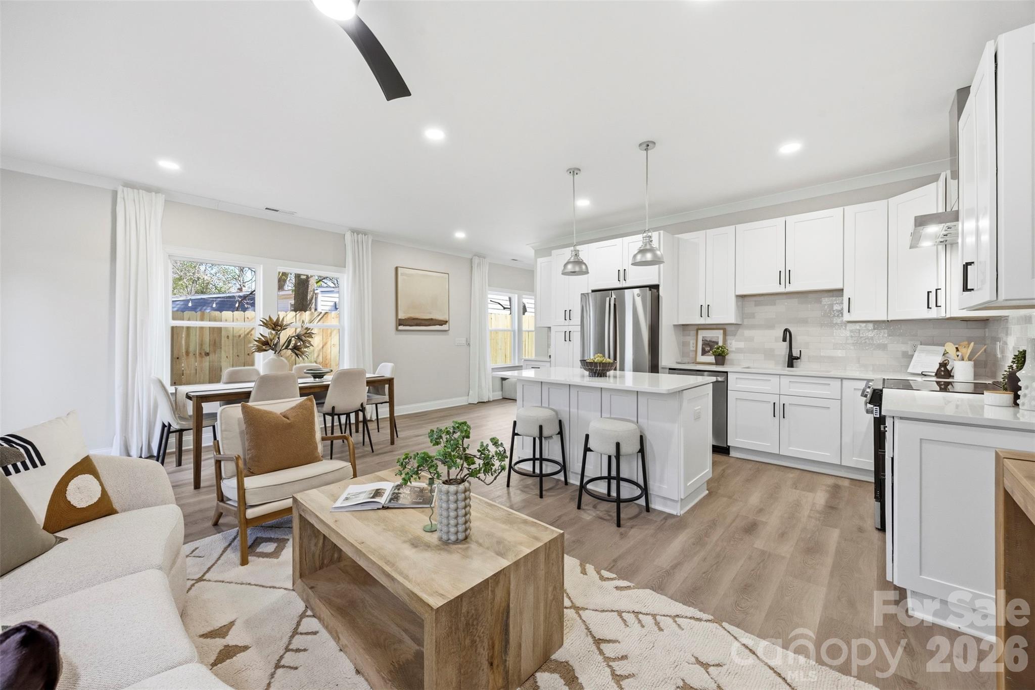 105 N Smallwood Place, Charlotte, NC - photo 7 of 31