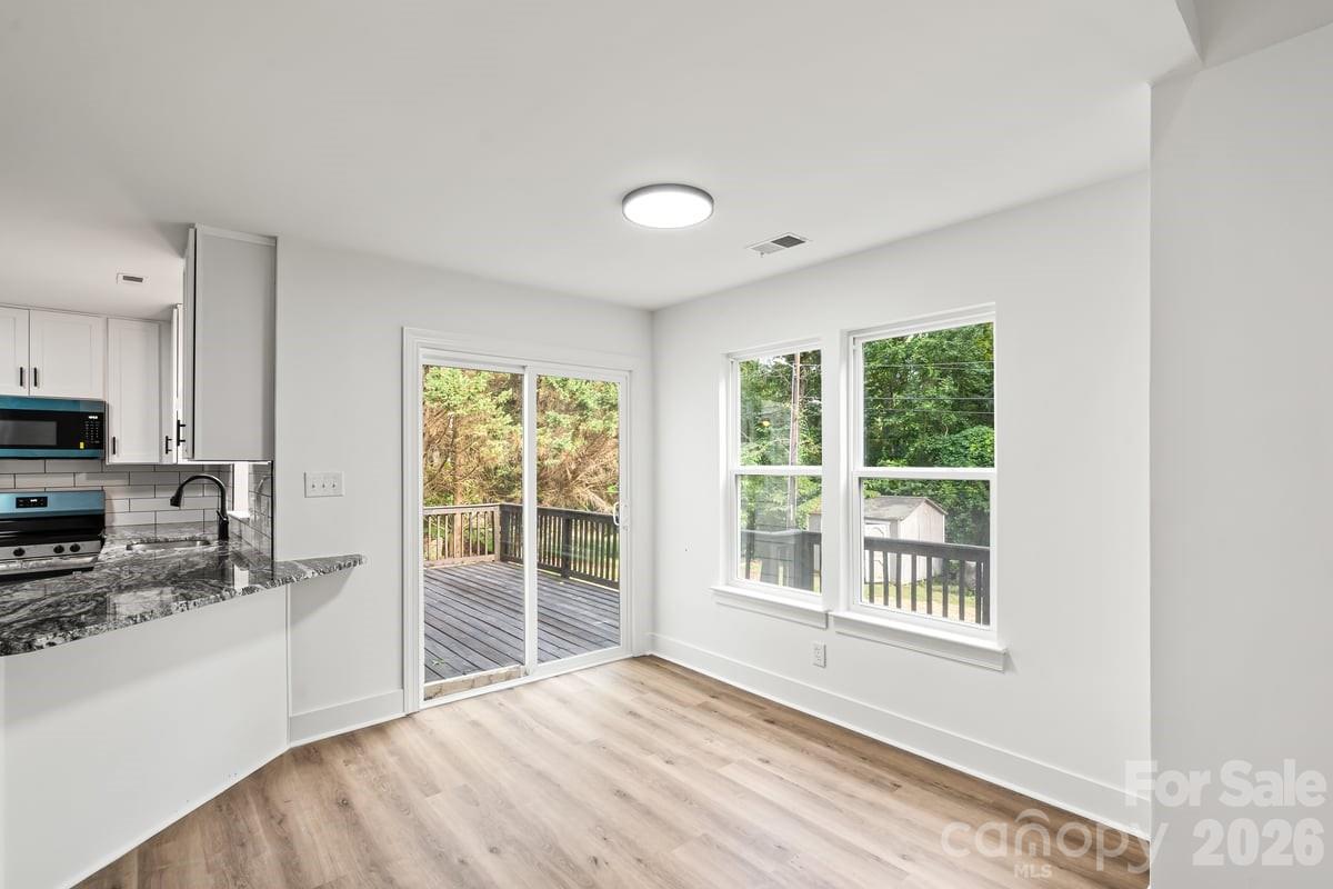 Photo 17 of 2033 Colony Hill Drive, Charlotte, NC