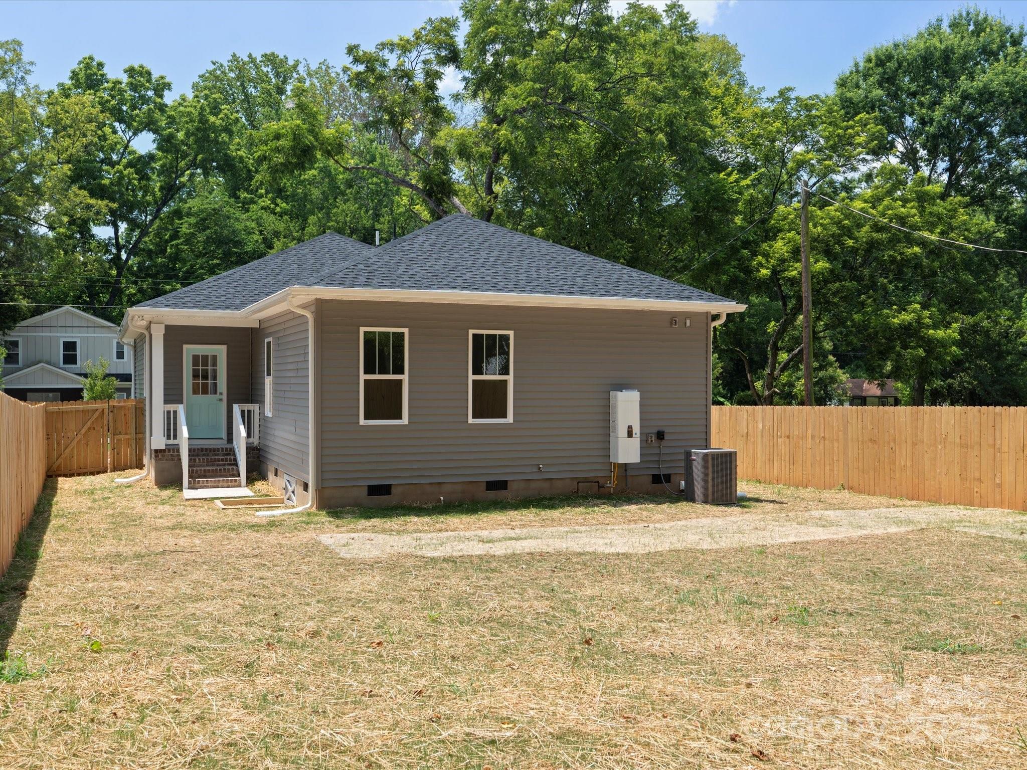 Photo 36 of 4111 Rutgers Avenue, Charlotte, NC