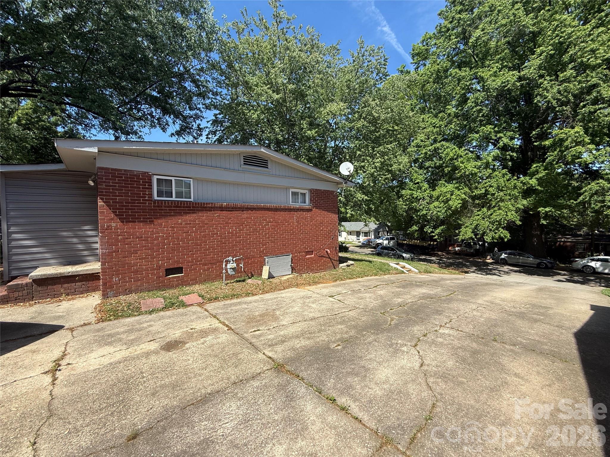 Photo 2 of 4147 Welling Avenue, Charlotte, NC