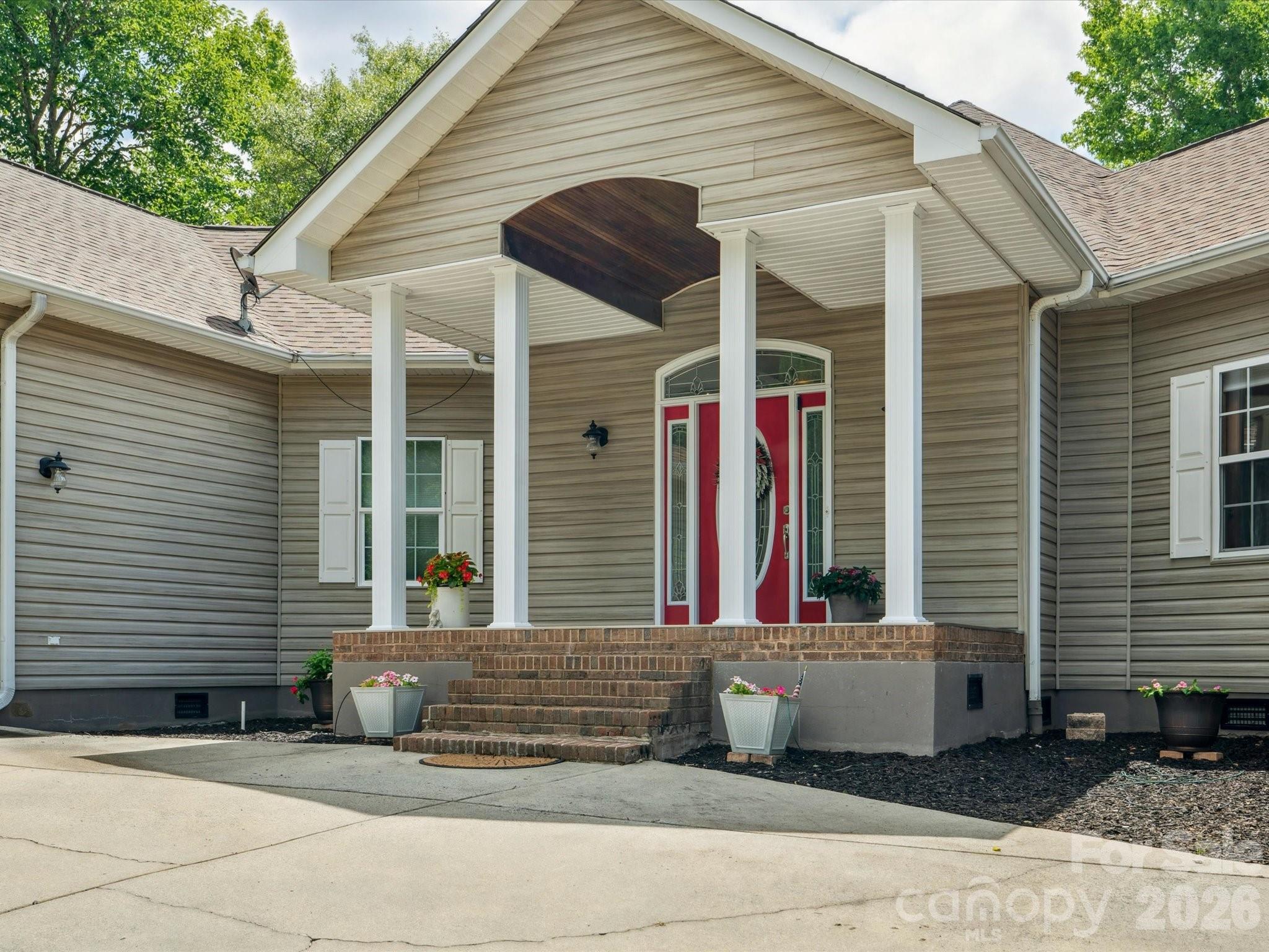 887 Living Waters Drive, Great Falls, SC - photo 29 of 47