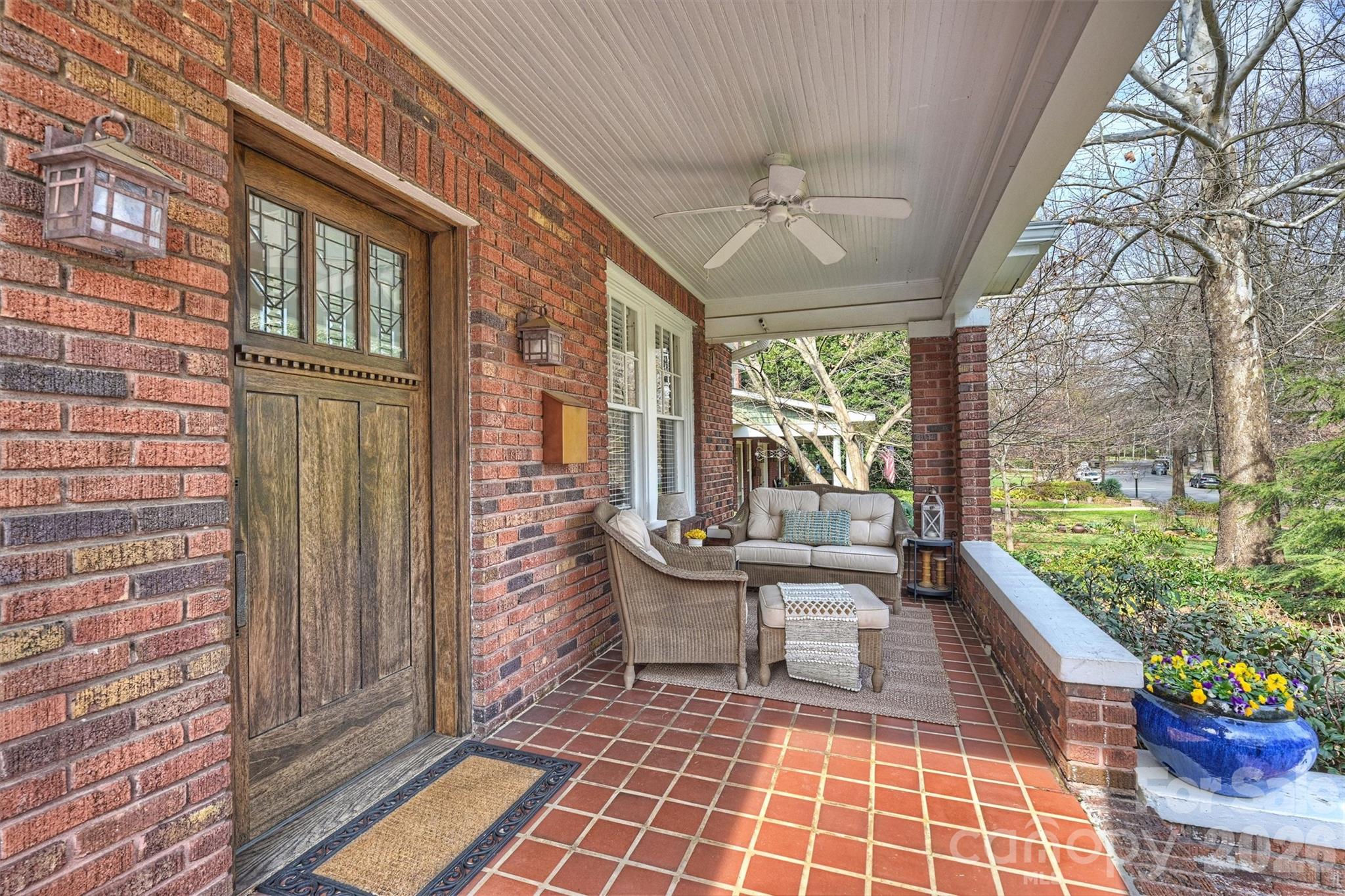 Photo 4 of 1912 Dilworth Road E, Charlotte, NC
