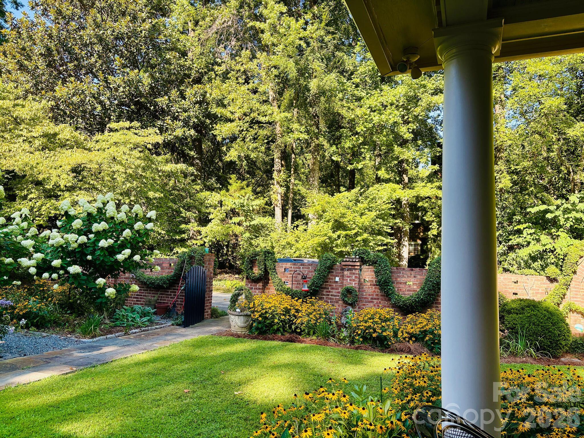 Photo 47 of 2424 Richardson Drive, Charlotte, NC