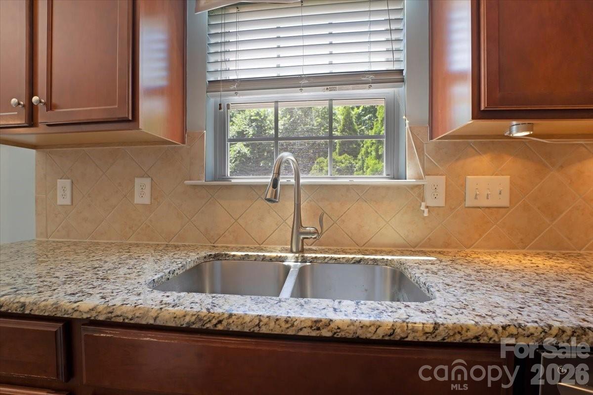 Photo 21 of 9718 Loughlin Lane, Charlotte, NC