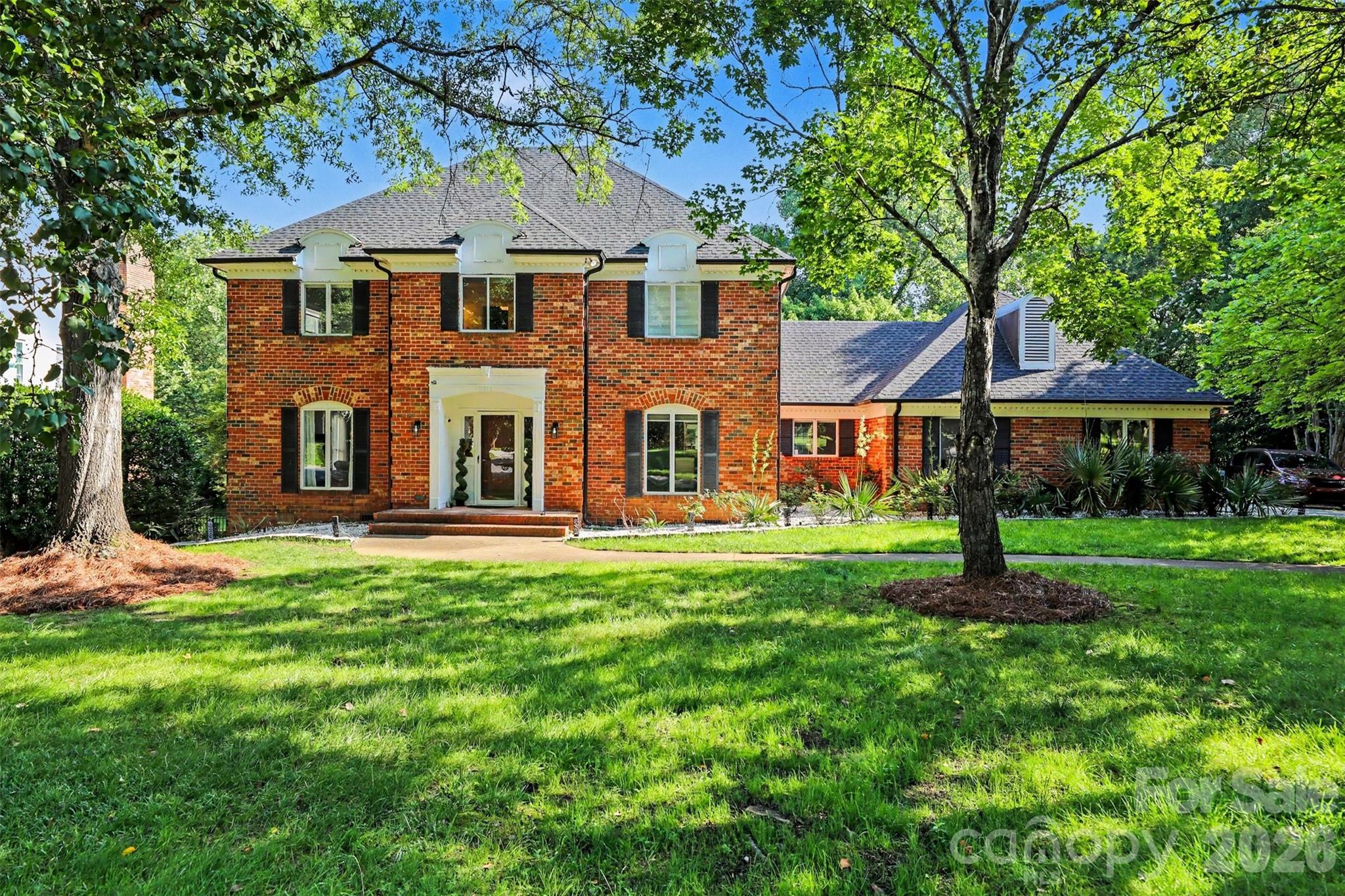 Photo 2 of 2814 winding oak Drive, Charlotte, NC