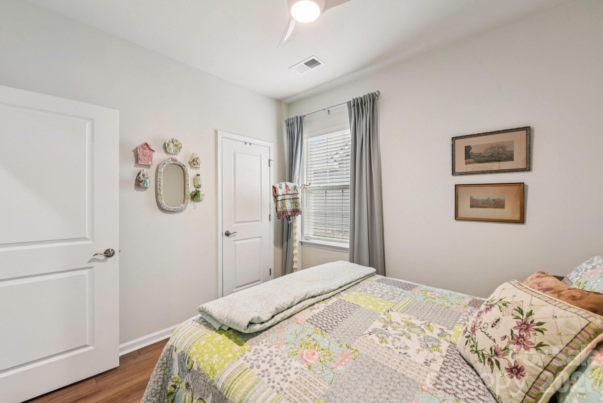1328 Dali Boulevard, Mount Holly, NC - photo 6 of 39