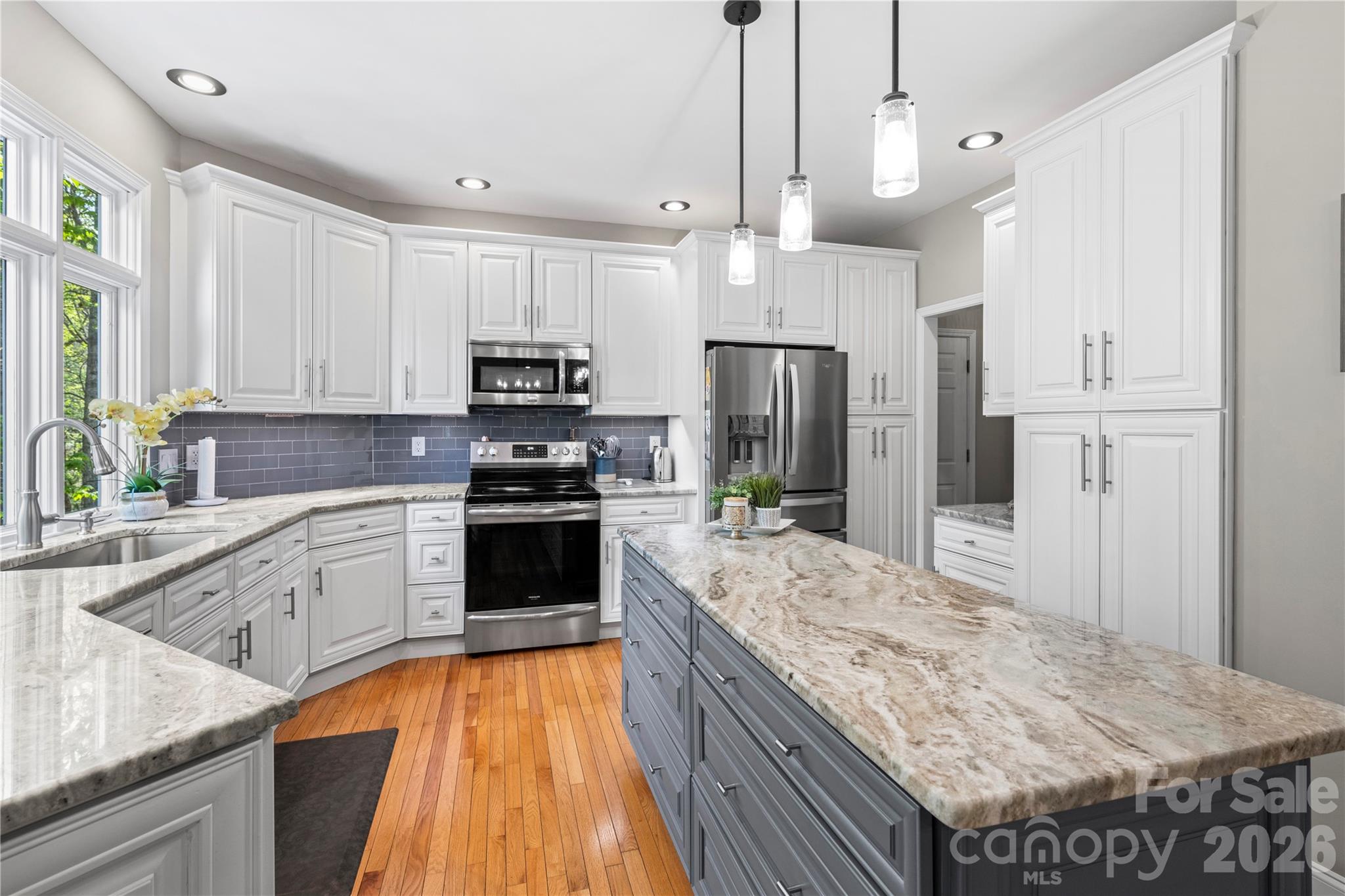 483 Heather Marie Drive, Hendersonville, NC - photo 7 of 49