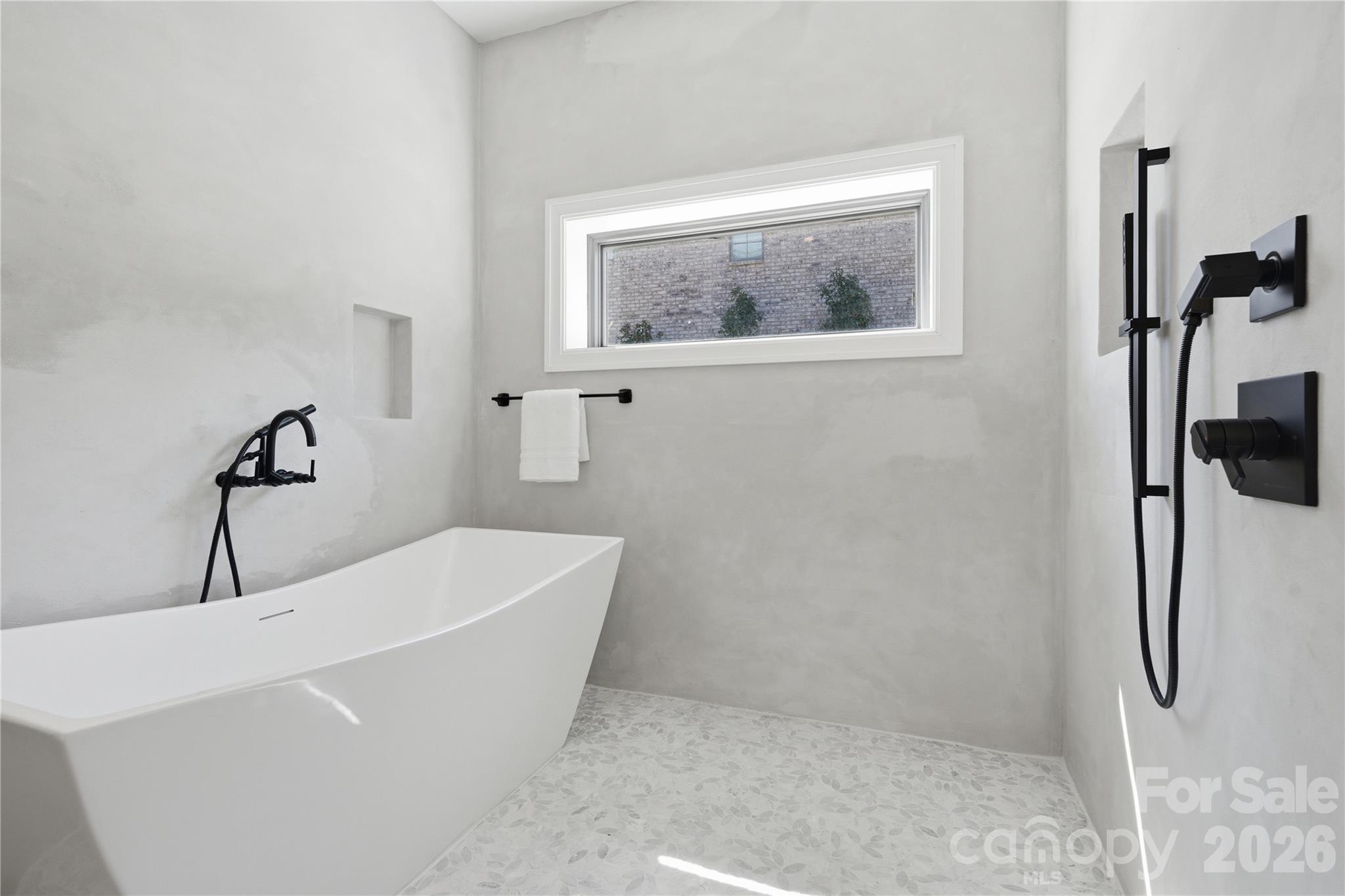 Photo 41 of 1423 S Wendover Road, Charlotte, NC