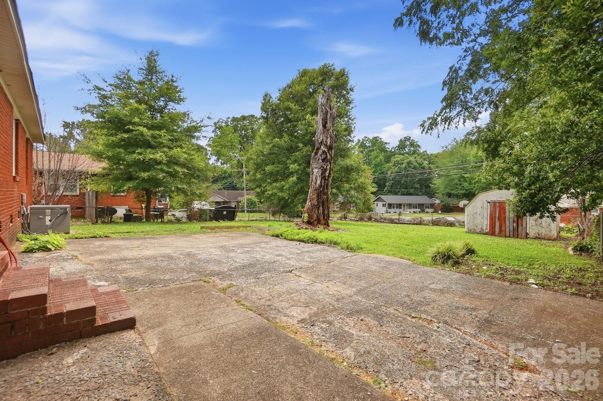 Photo 23 of 2032 Eastway Drive, Charlotte, NC