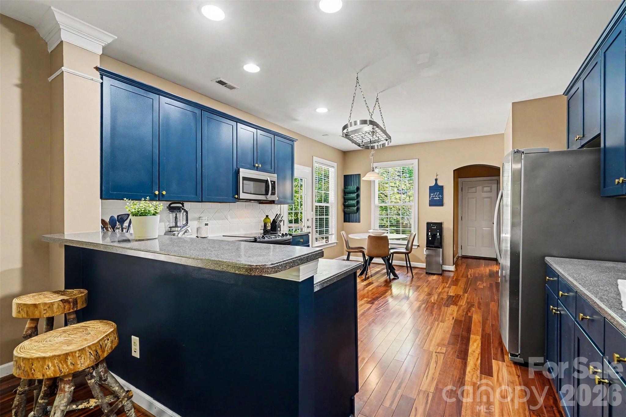 Photo 11 of 8932 Arbor Creek Drive, Charlotte, NC
