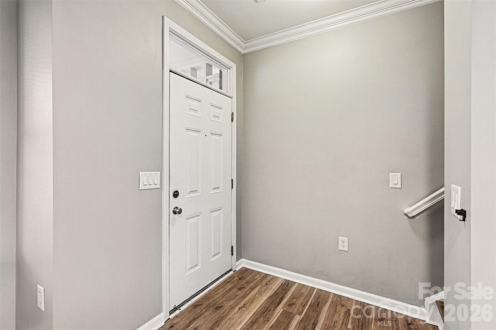 Photo 3 of 526 E 9th Street, Charlotte, NC