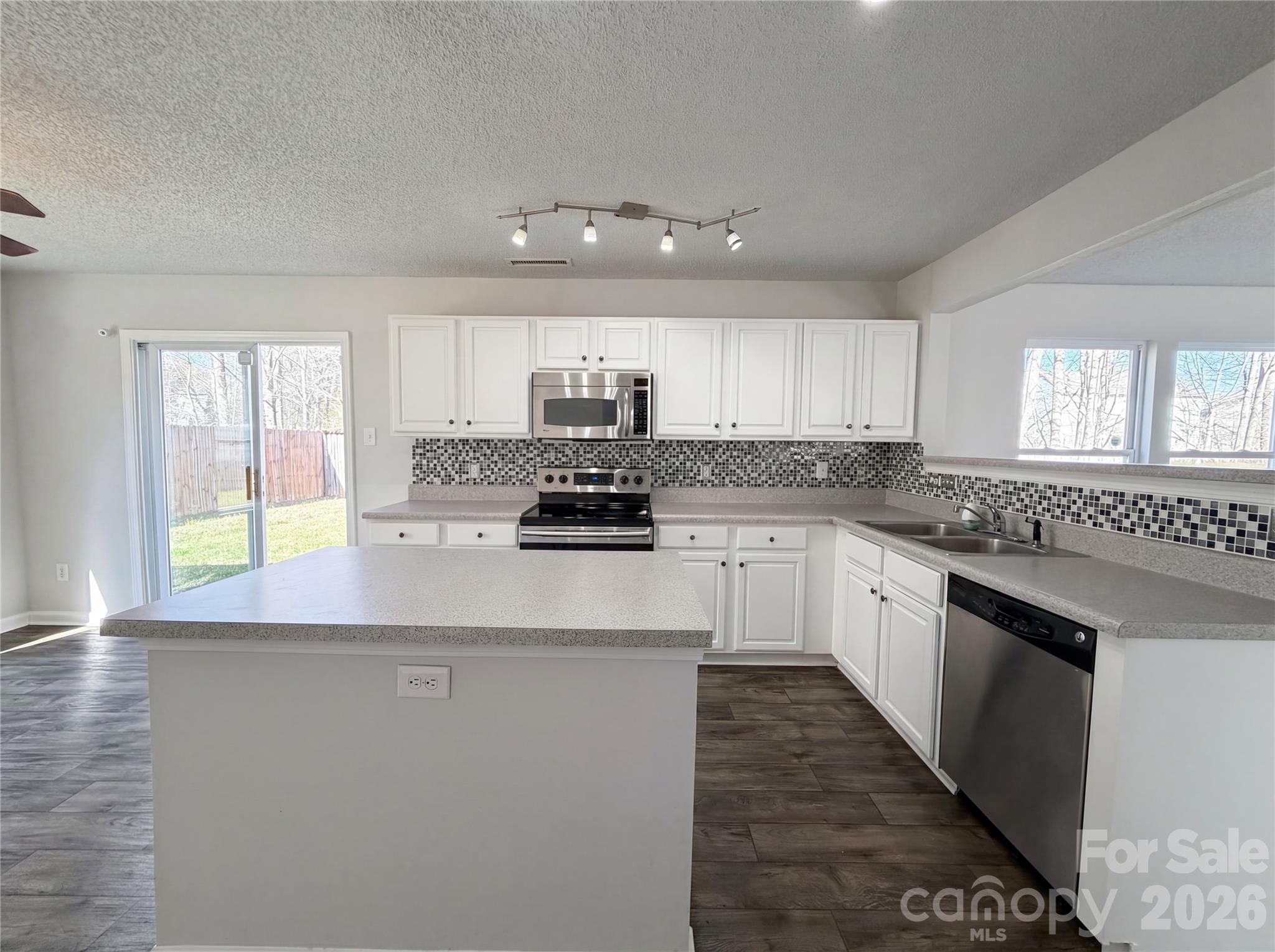 752 Ladino Lane, Clover, SC - photo 5 of 22