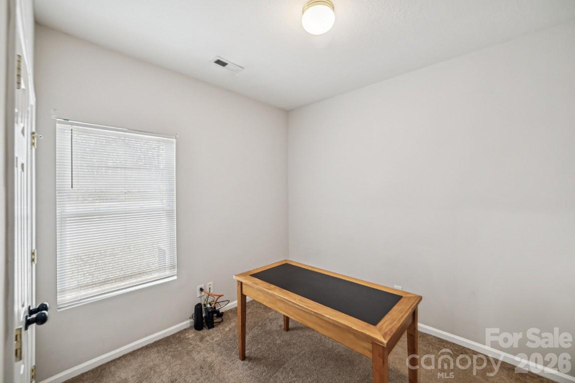 Photo 15 of 2731 Meadow Knoll Drive, Charlotte, NC