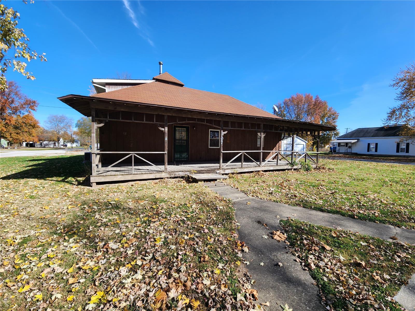 $50,000 307 W Main Street Coffeen IL 62017 Montgomery County Realty