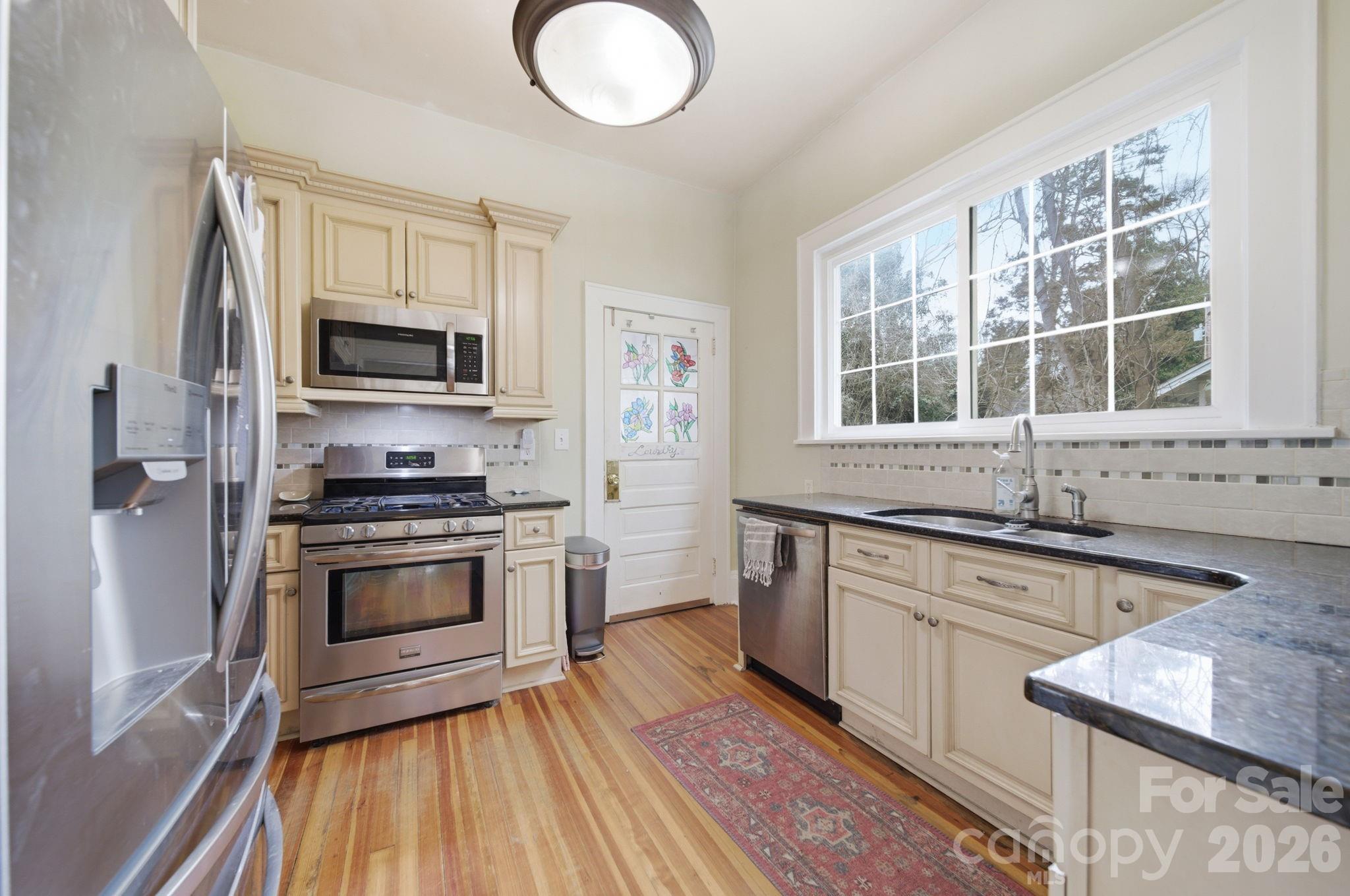 707 S York Street, Gastonia, NC - photo 11 of 39