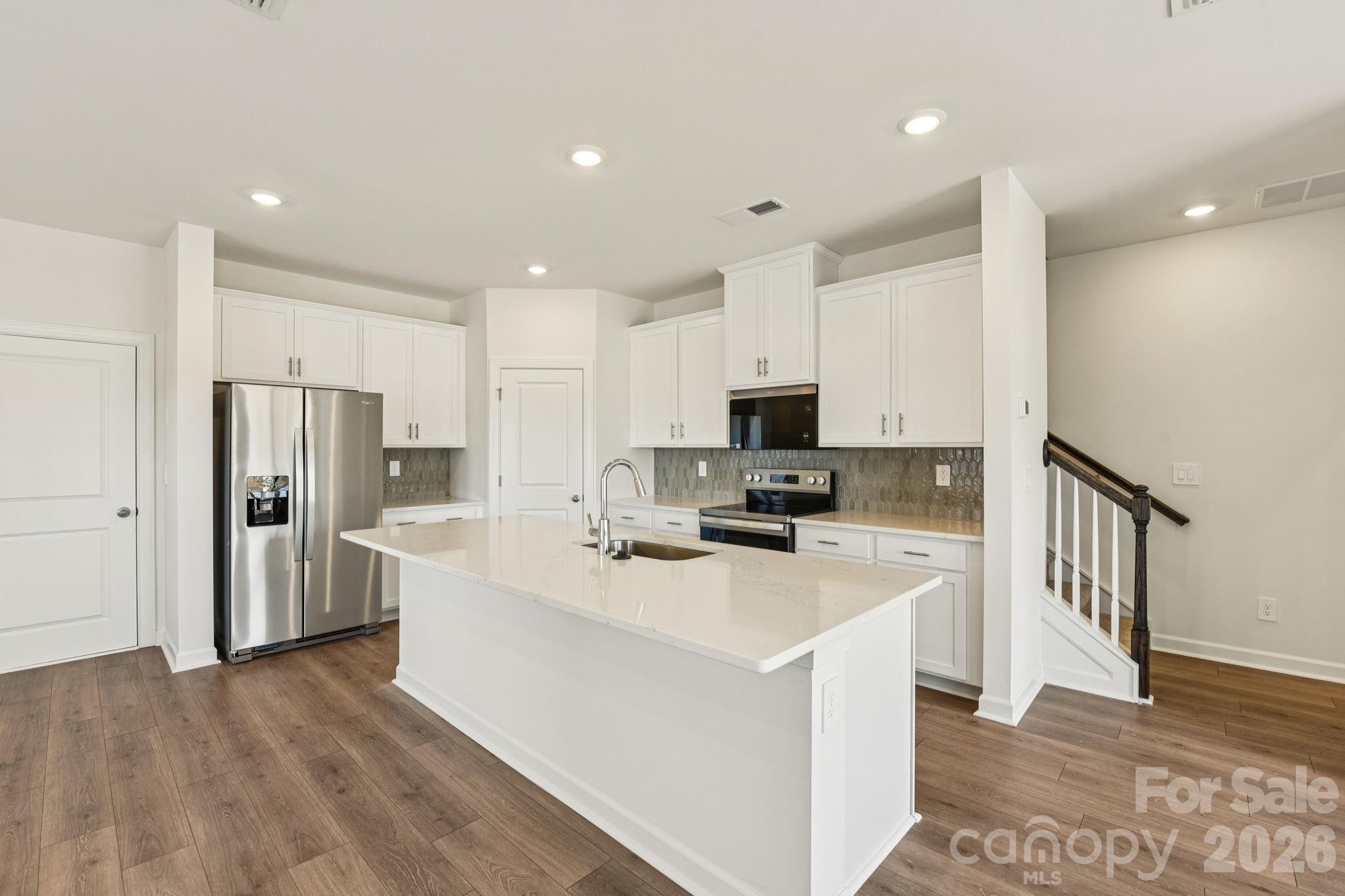Photo 6 of 9036 Foggy Brook Loop, Charlotte, NC