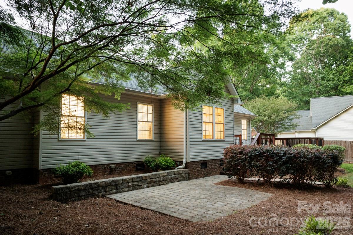 1084 Castlebrook Drive, Salisbury, NC - photo 5 of 31