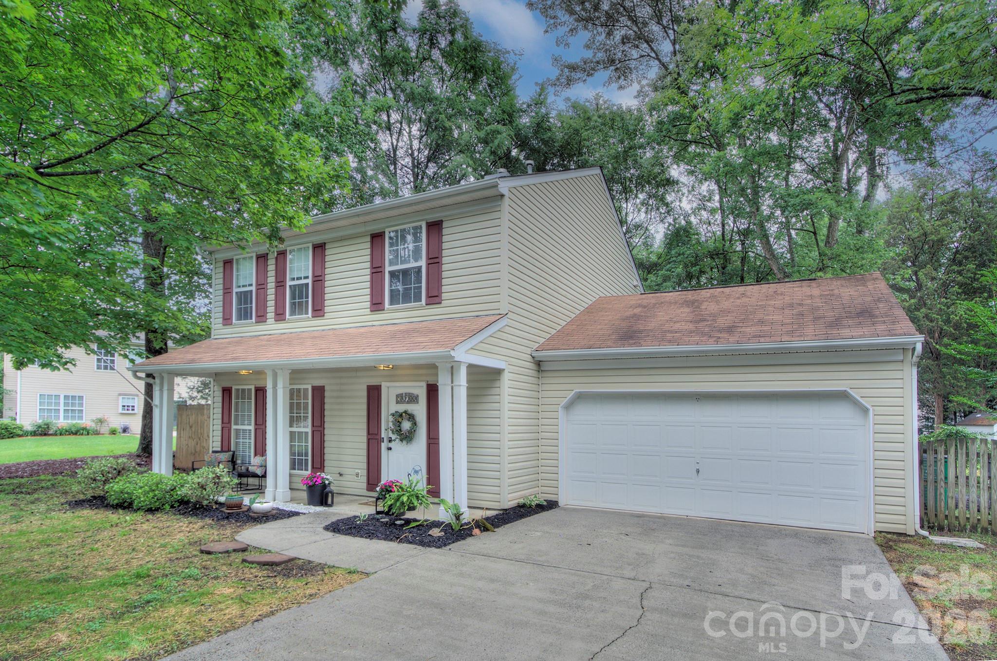 Photo 2 of 14439 Arbor Ridge Drive, Charlotte, NC