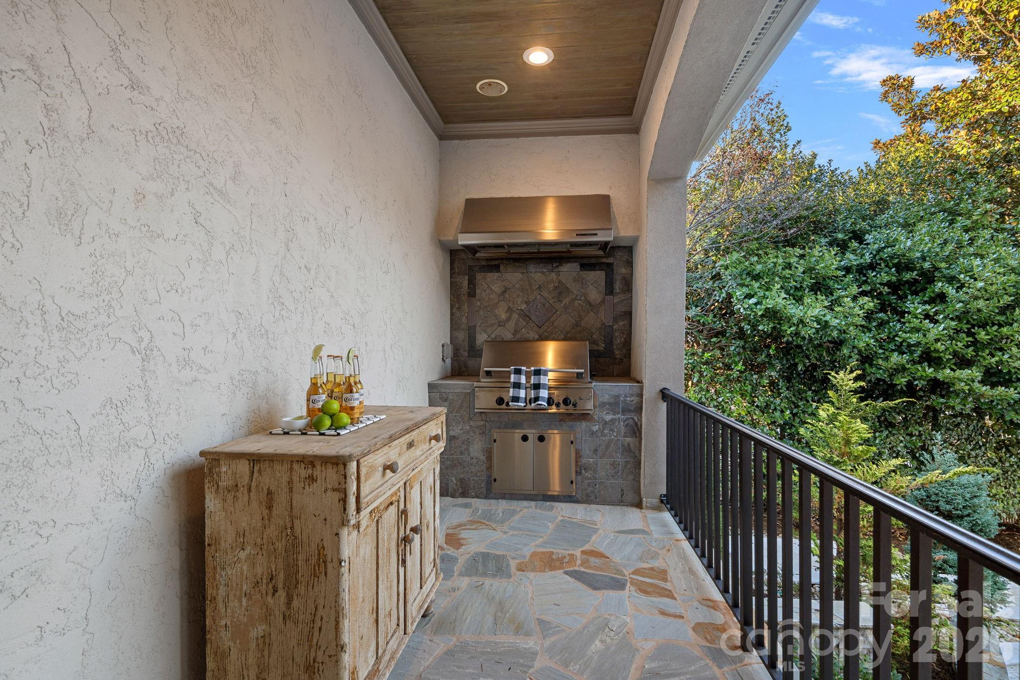 119 S Longfellow Lane, Mooresville, NC - photo 11 of 49