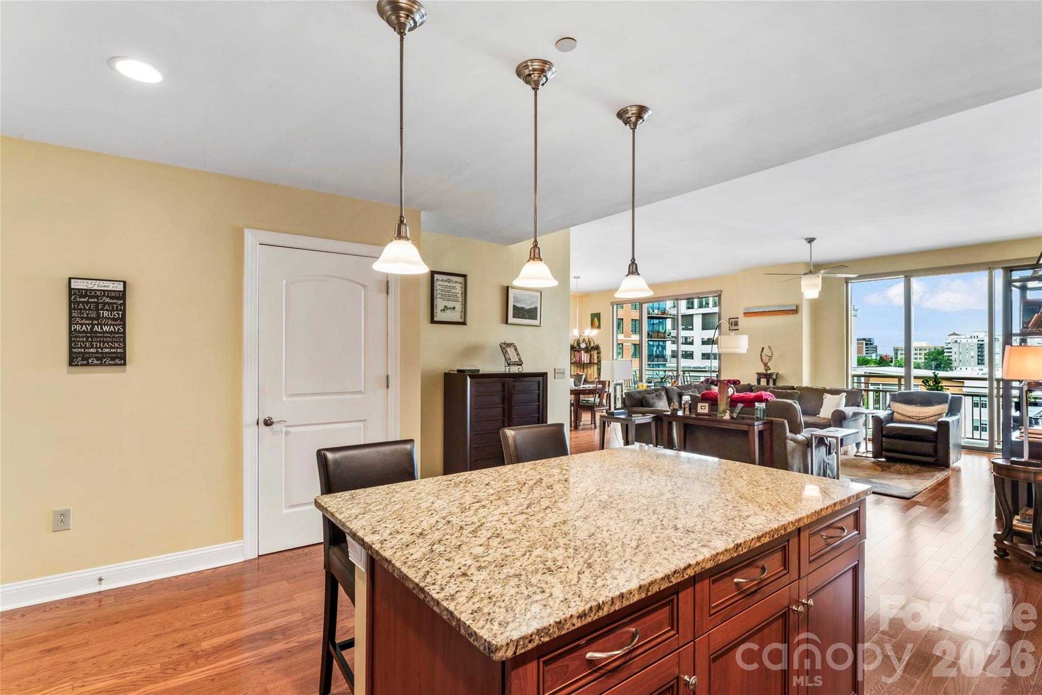 Photo 10 of 701 Royal Court1007, Charlotte, NC