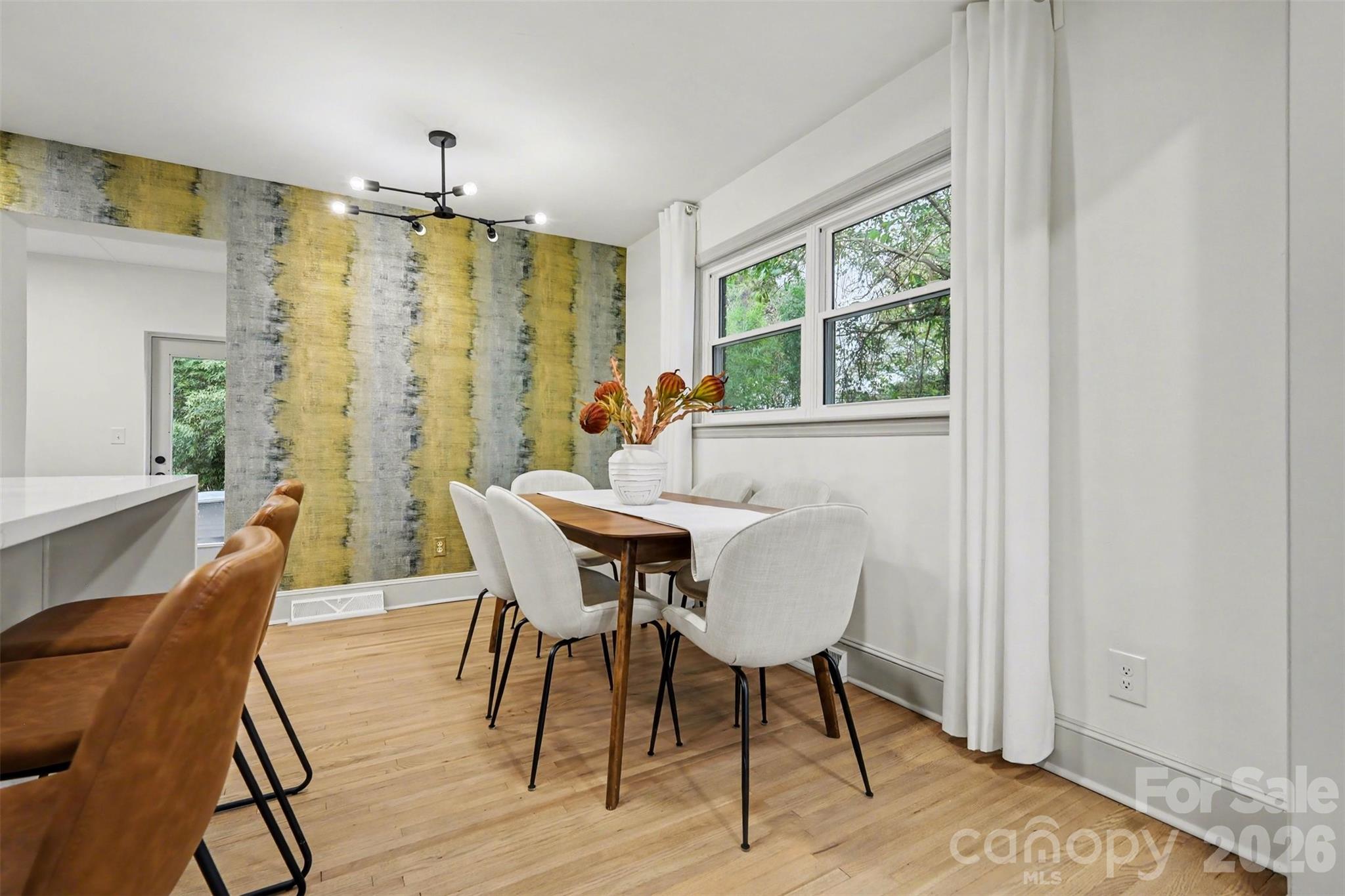 1749 Archdale Drive, Charlotte, NC - photo 5 of 18