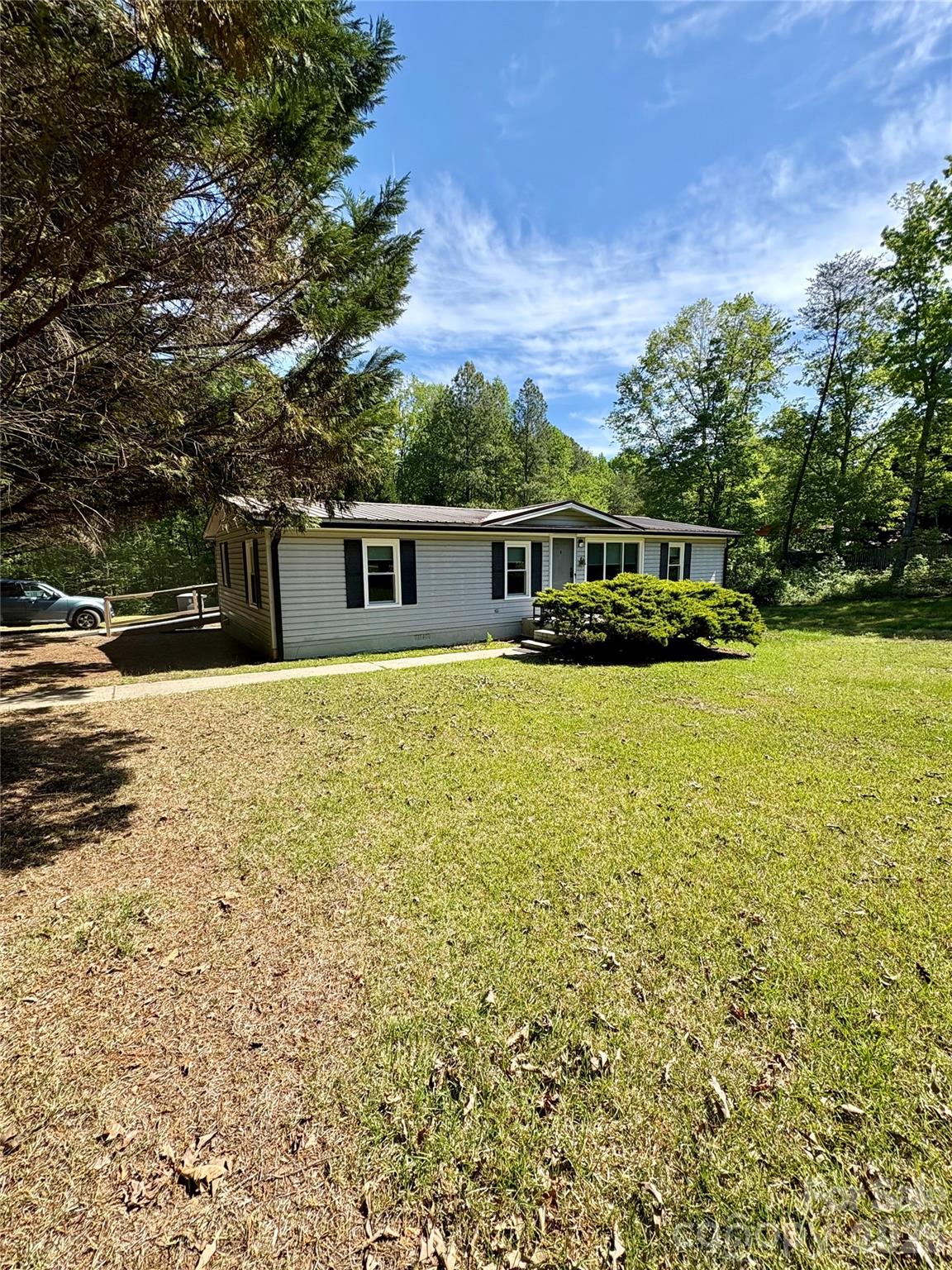 Photo 3 of 5022 Wrenn Drive, Denver, NC
