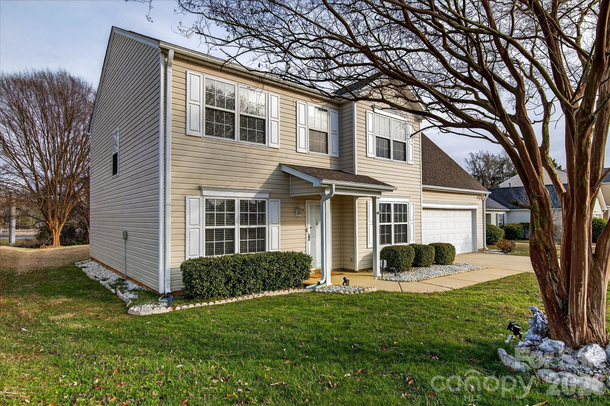 Photo 5 of 9830 Avensong Crossing Drive, Charlotte, NC