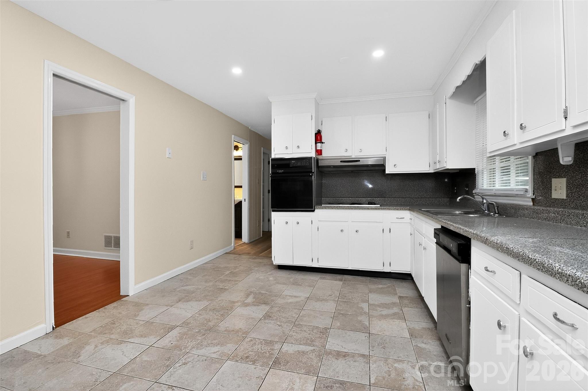 7007 Crossridge Road, Charlotte, NC - photo 15 of 45
